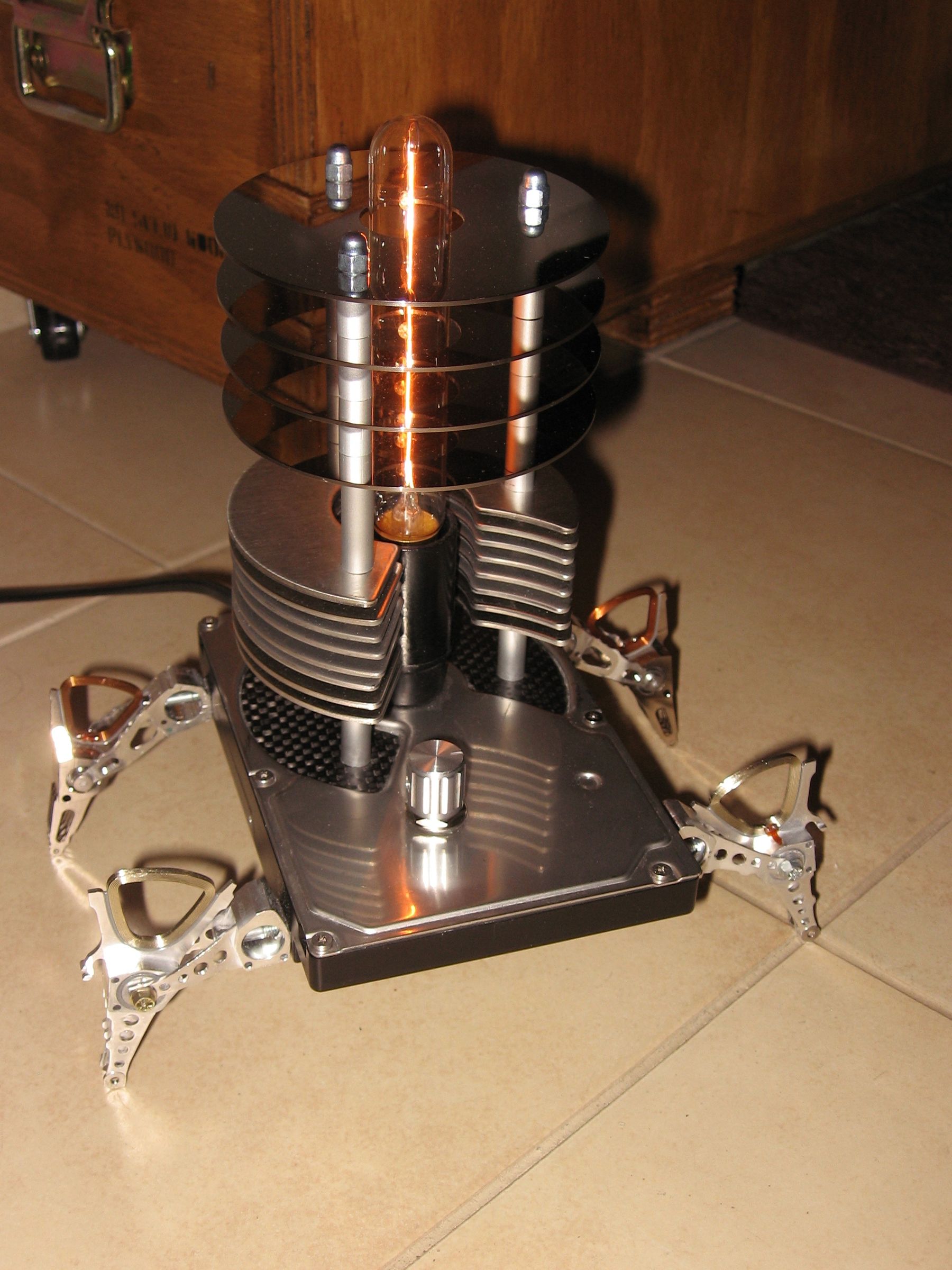 HDD Recycled Lamp - Instructables