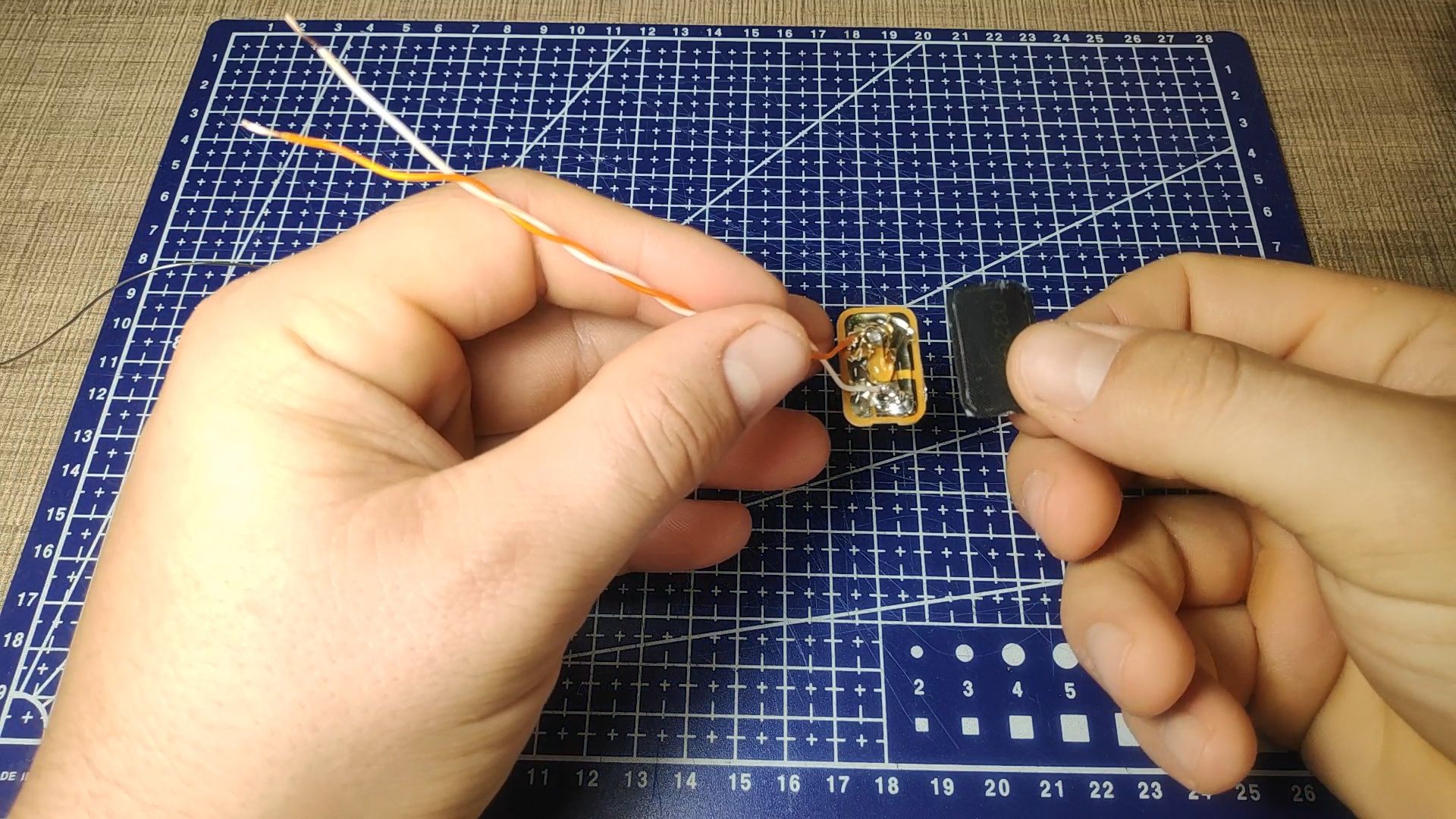 DIY 9V Battery Connector : 3 Steps - Instructables