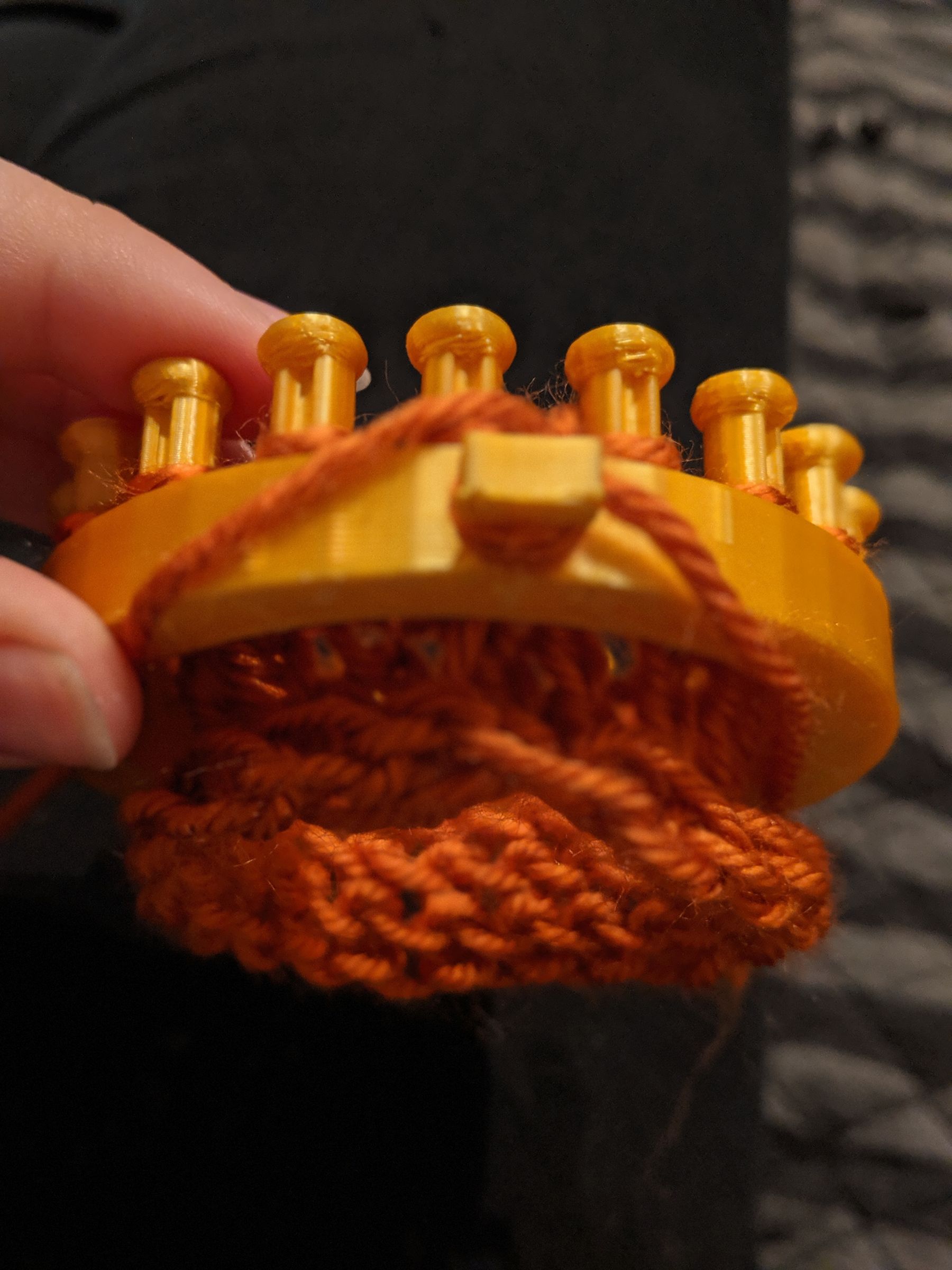 3D-Printed Loom Knit Scarf : 11 Steps (with Pictures) - Instructables