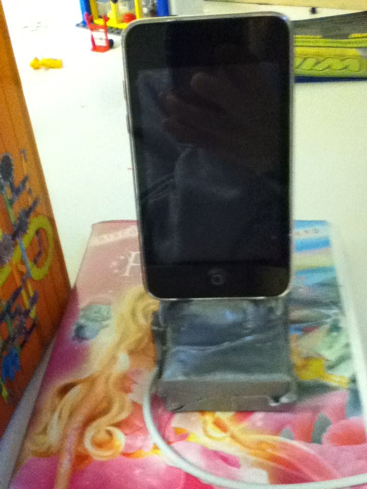 Lego IPod Touch Dock! : 3 Steps - Instructables