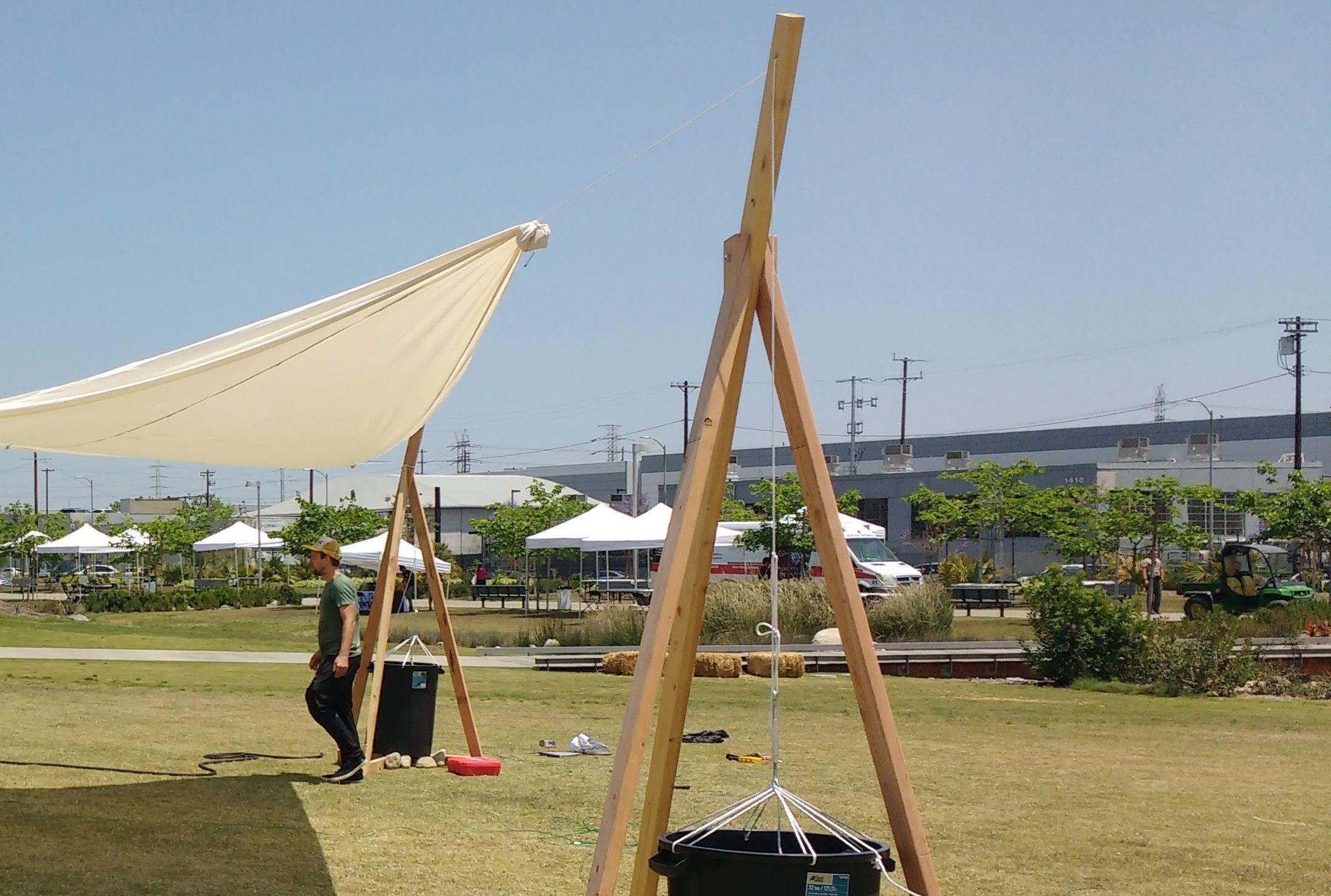 Easy Free-Standing Sun Shade : 6 Steps (with Pictures) - Instructables