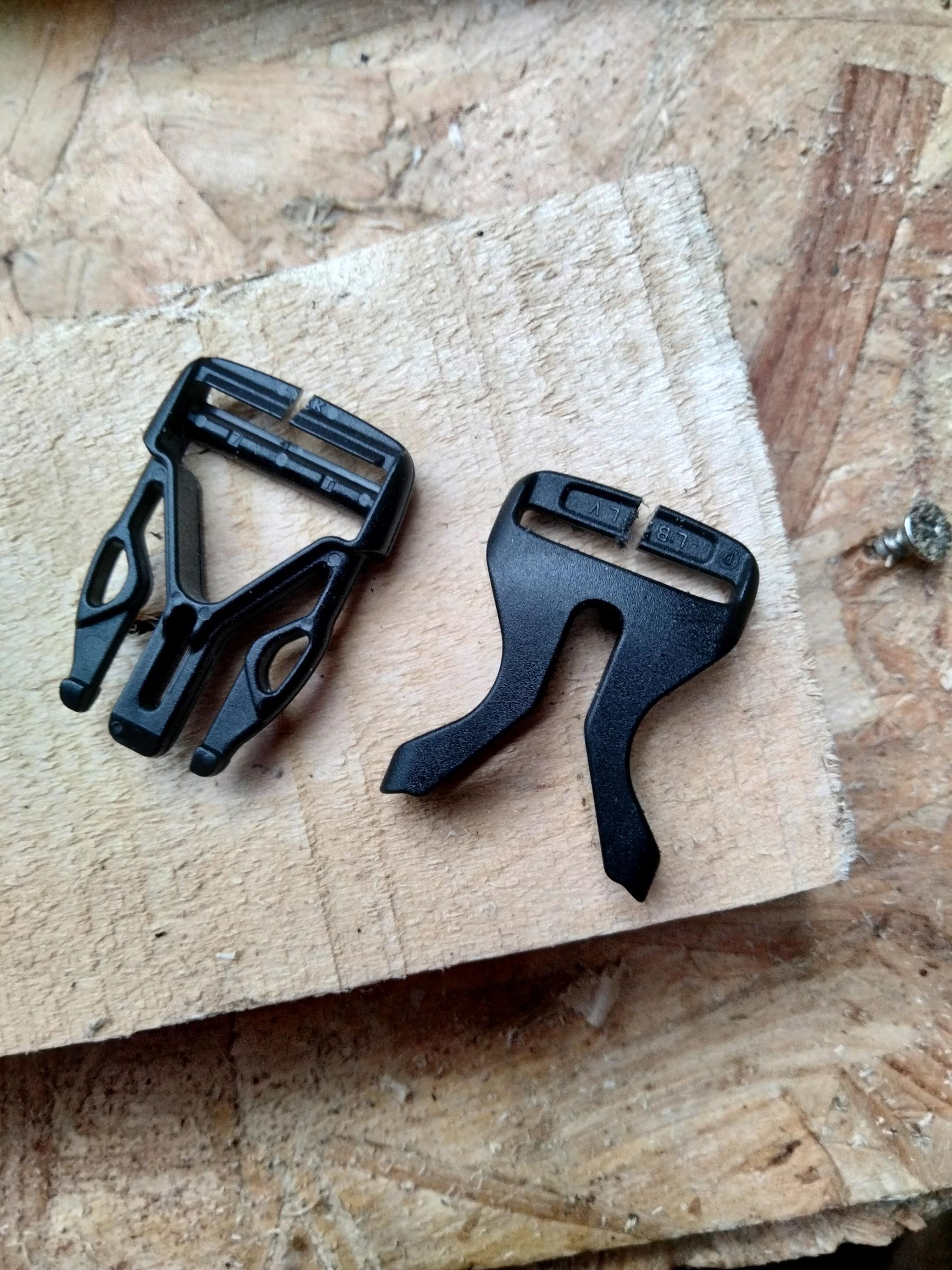 Suspenders / Braces With Plastic Buckles : 3 Steps - Instructables
