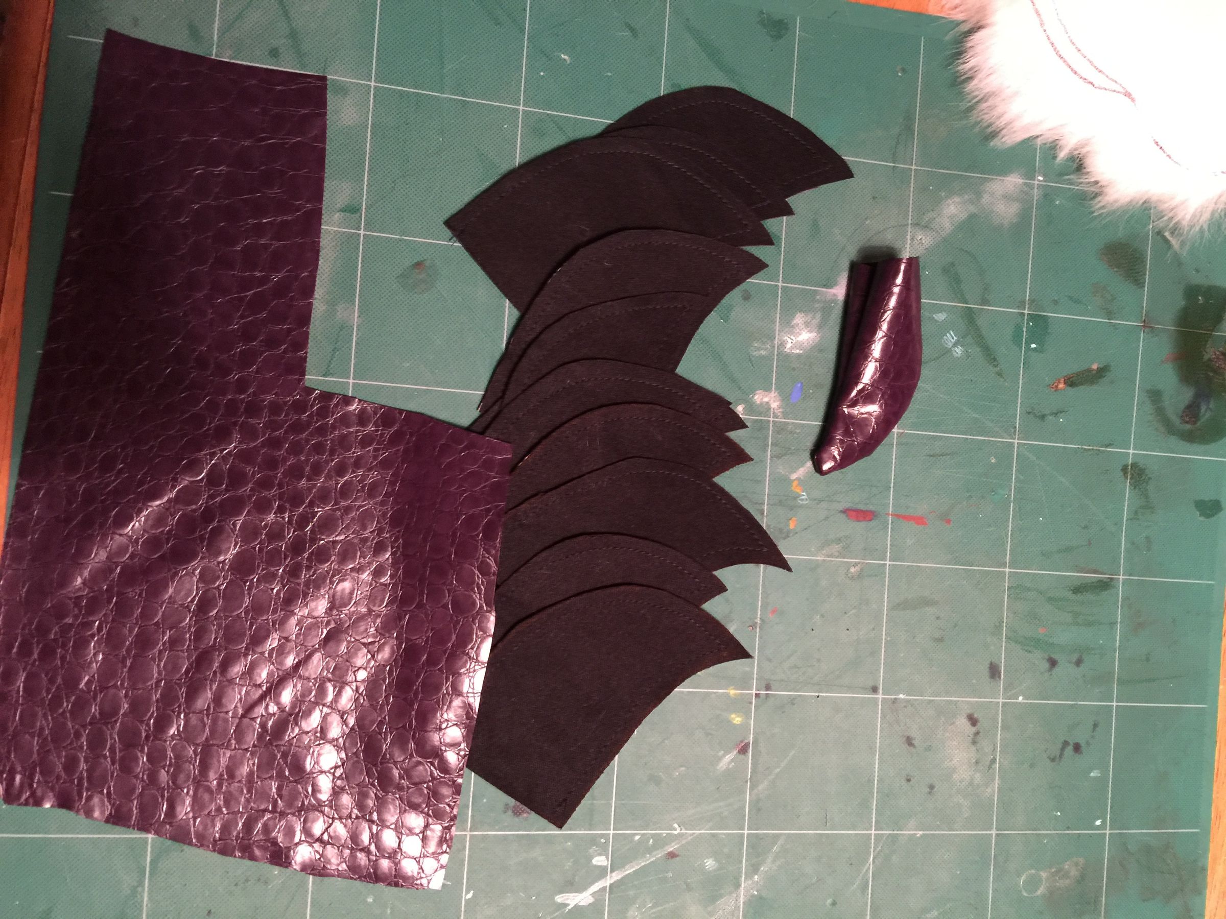How to Make a Dragon Puppet. : 31 Steps (with Pictures) - Instructables