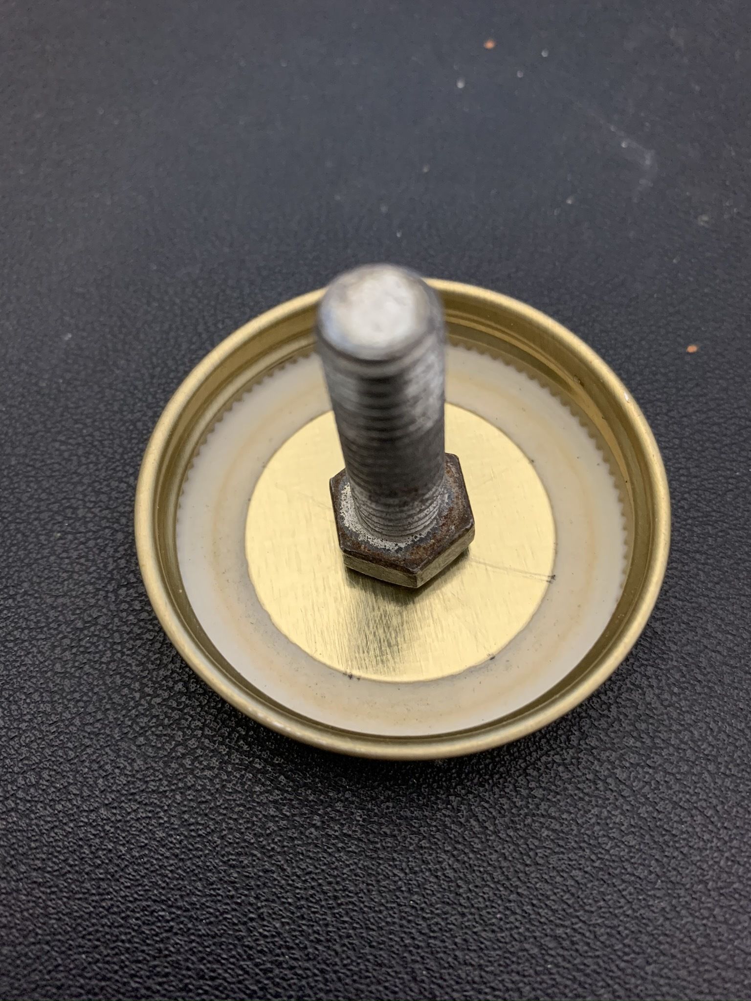 Pocket Sized Pottery Wheel : 11 Steps (with Pictures) - Instructables