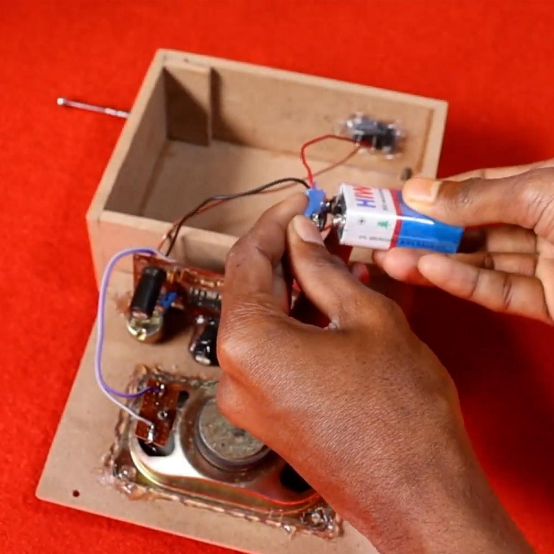 DIY FM Radio — Build a FM Receiver at Home With the Sony 1619 FM Radio ...