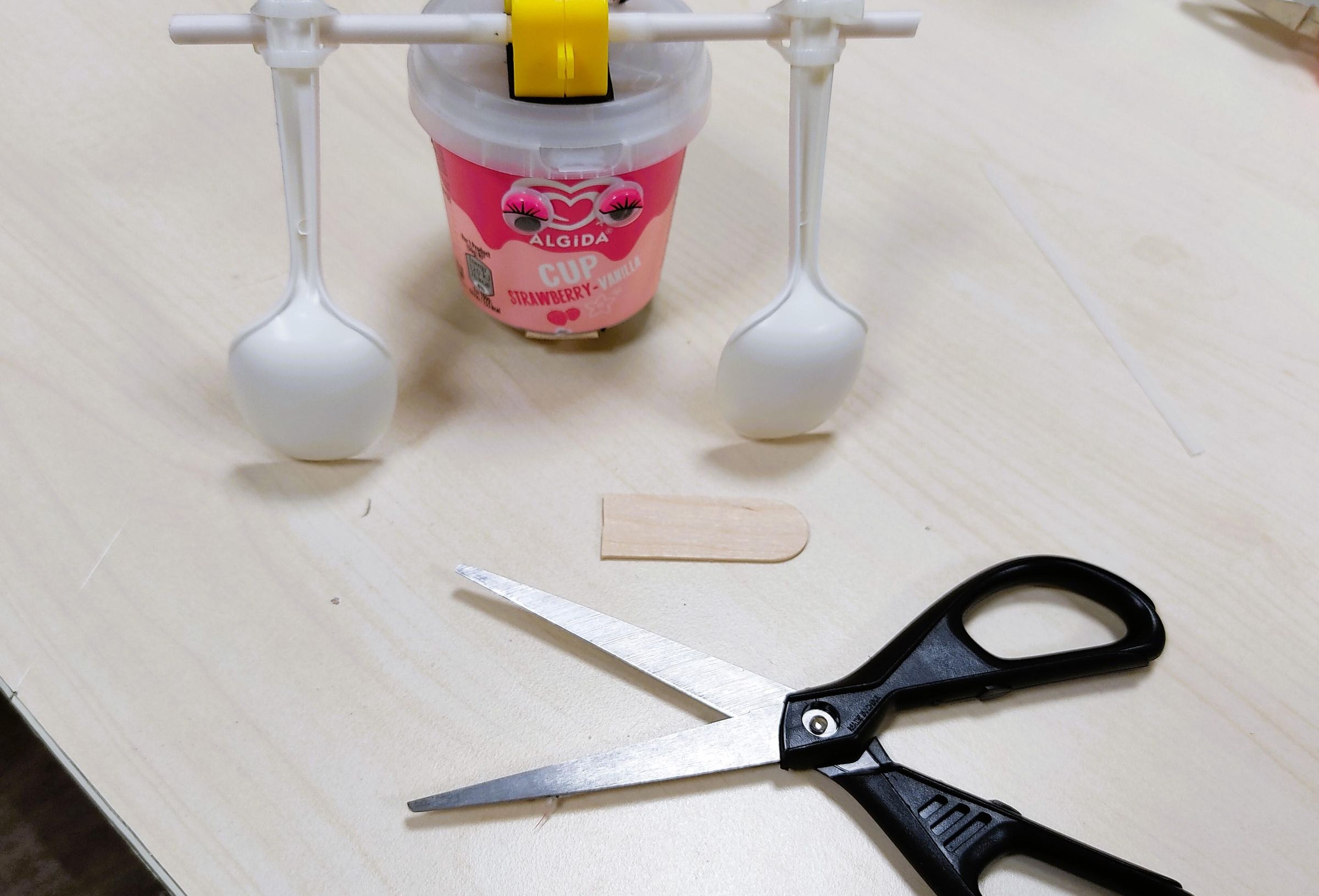 Robotics for School: Create Four Easy Robots Using Simple Materials ...