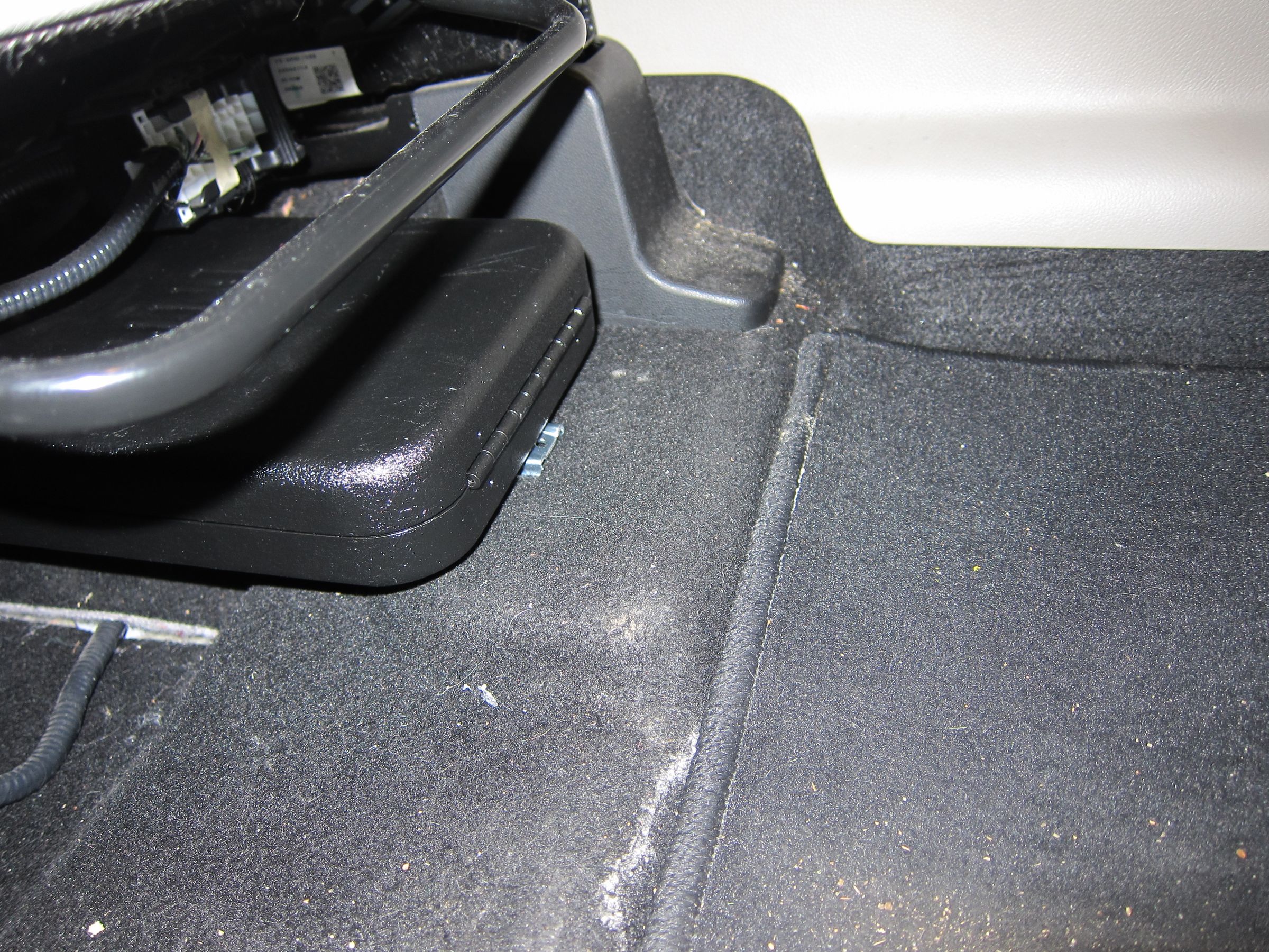 Hidden Sliding Vehicle Lock Box : 12 Steps (with Pictures) - Instructables