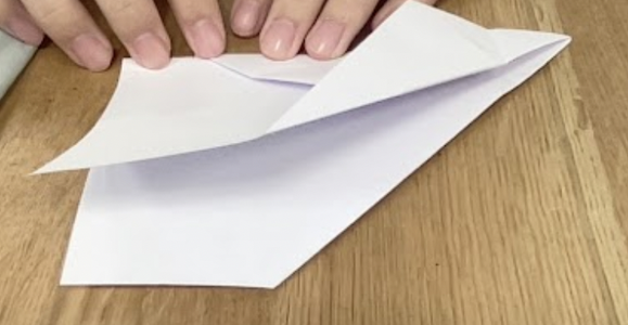 Paper Airplane With Longest Flight Time - Instructables