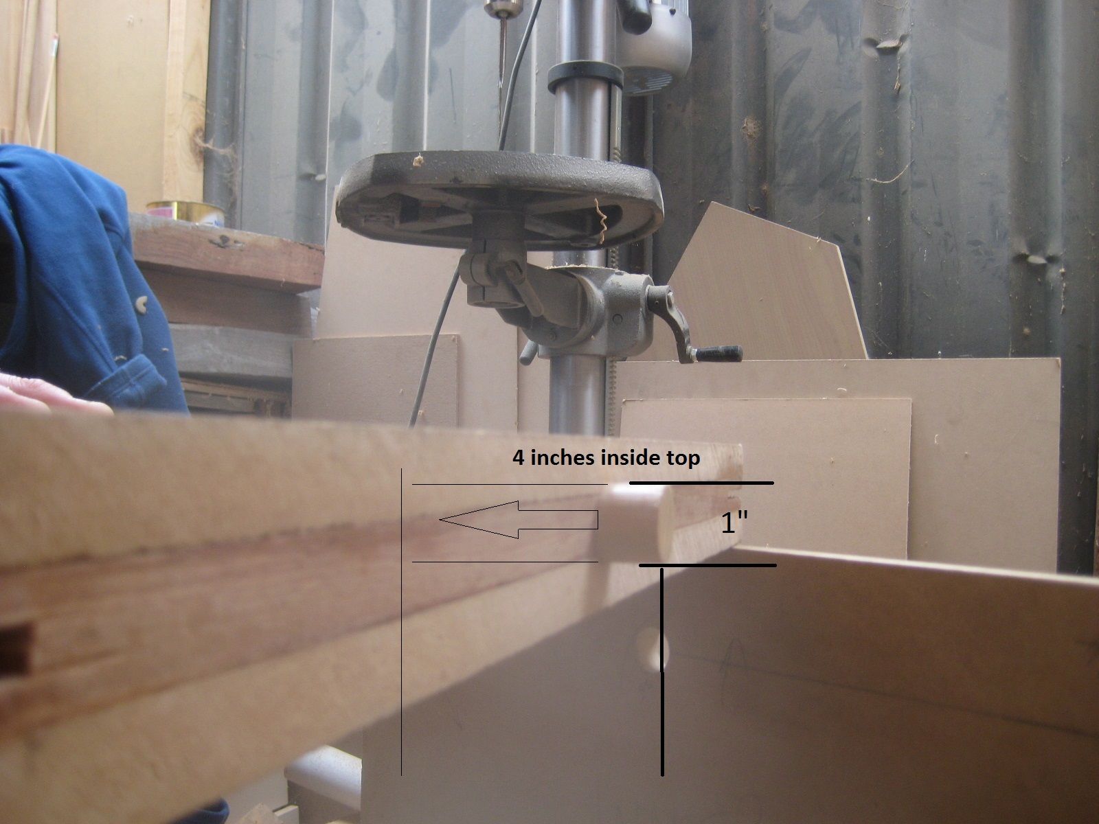 COPYRIGHT FREE RE-LISTED FLIPTOP TOOL STAND : 7 Steps - Instructables