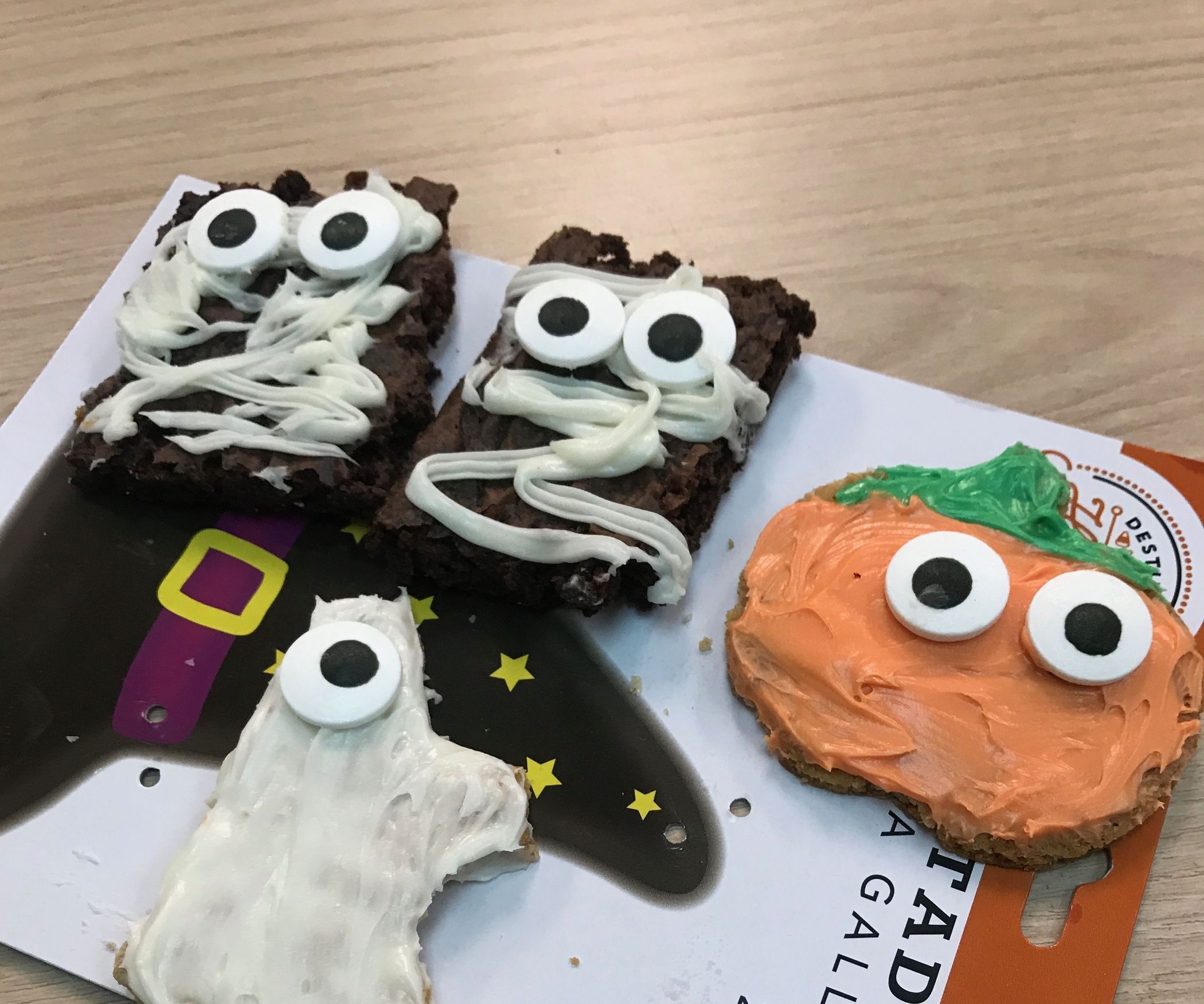 Halloween Snacks : 4 Steps - Instructables