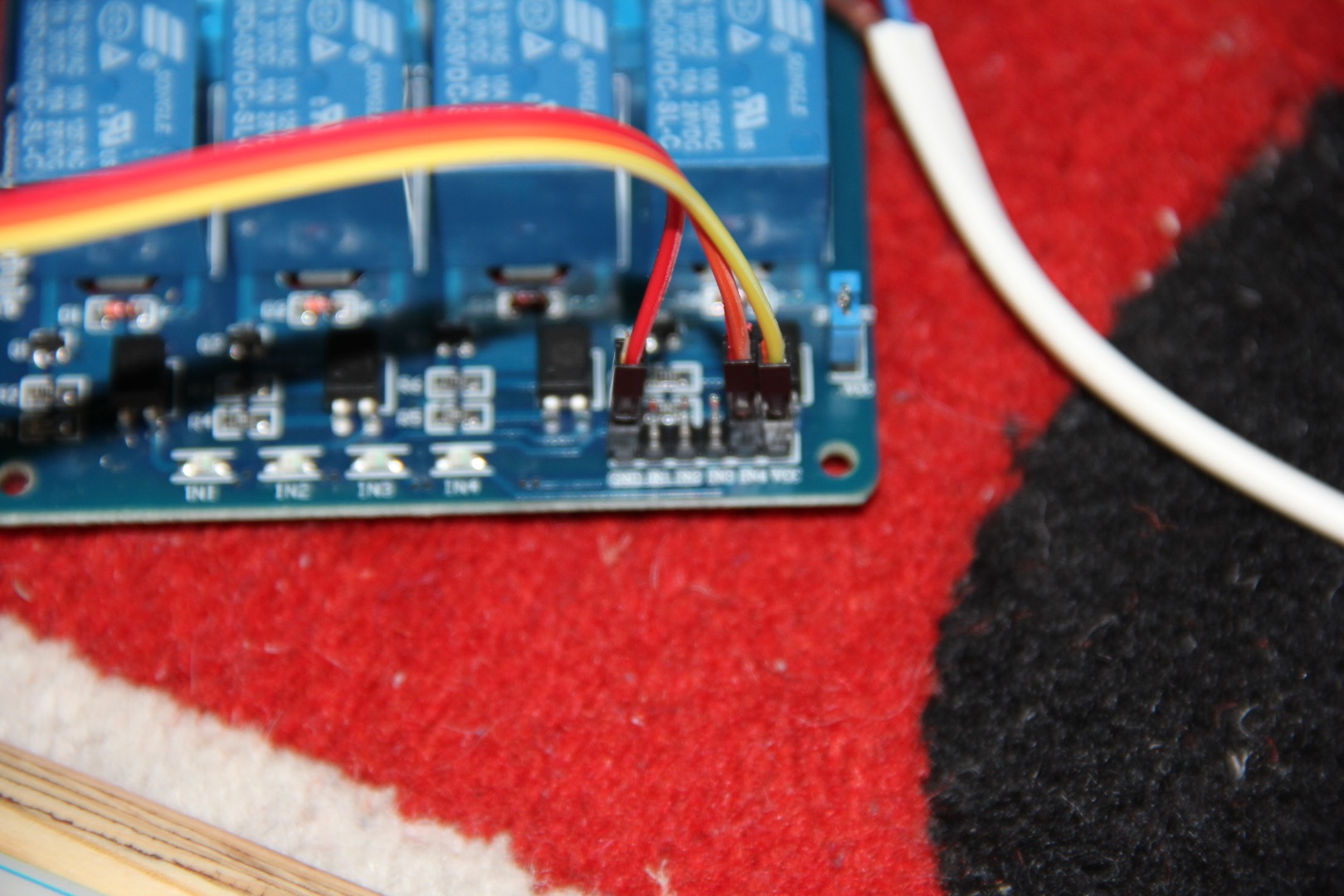 Controlling 120-240 VAC With a Relay Using Arduino : 5 Steps ...