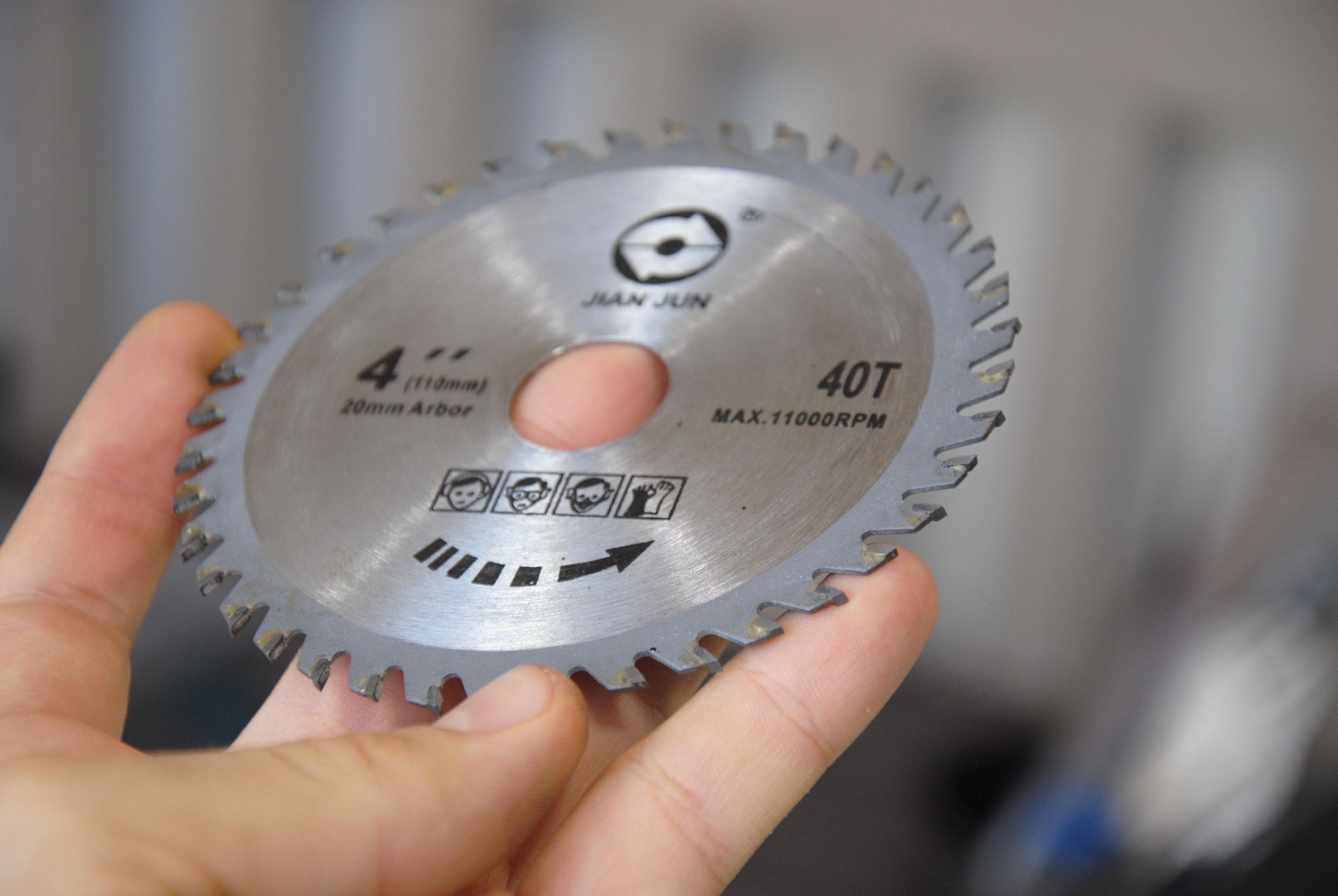 Top 10 Ways to Cut Metal - Without an Angle Grinder! : 11 Steps (with ...