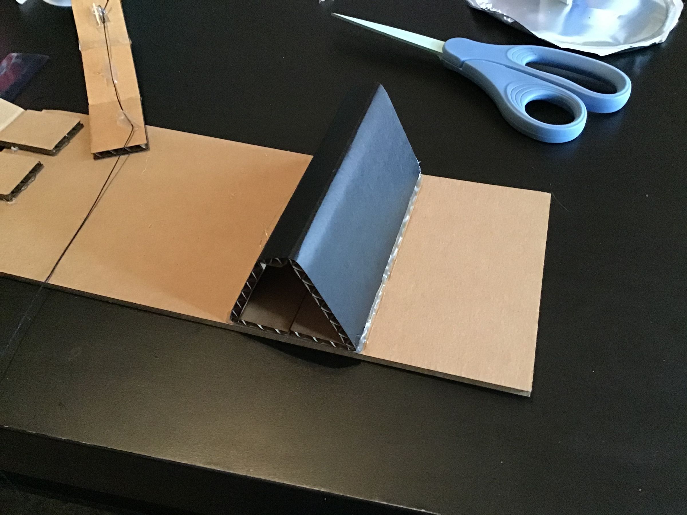 Mechanical Cardboard Hand : 6 Steps (with Pictures) - Instructables