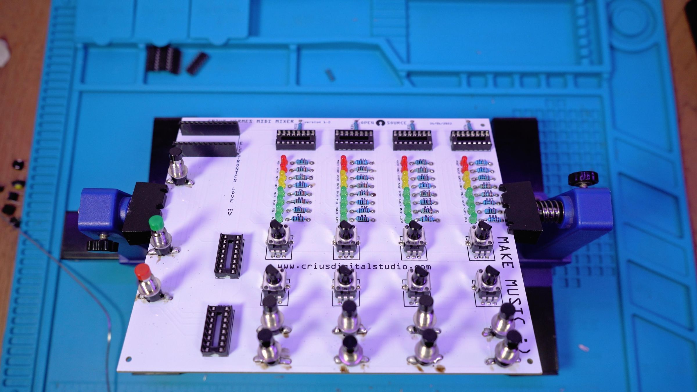 DIY Arduino MIDI Mixer "Crius HERMES V1.0" : 15 Steps (with Pictures ...