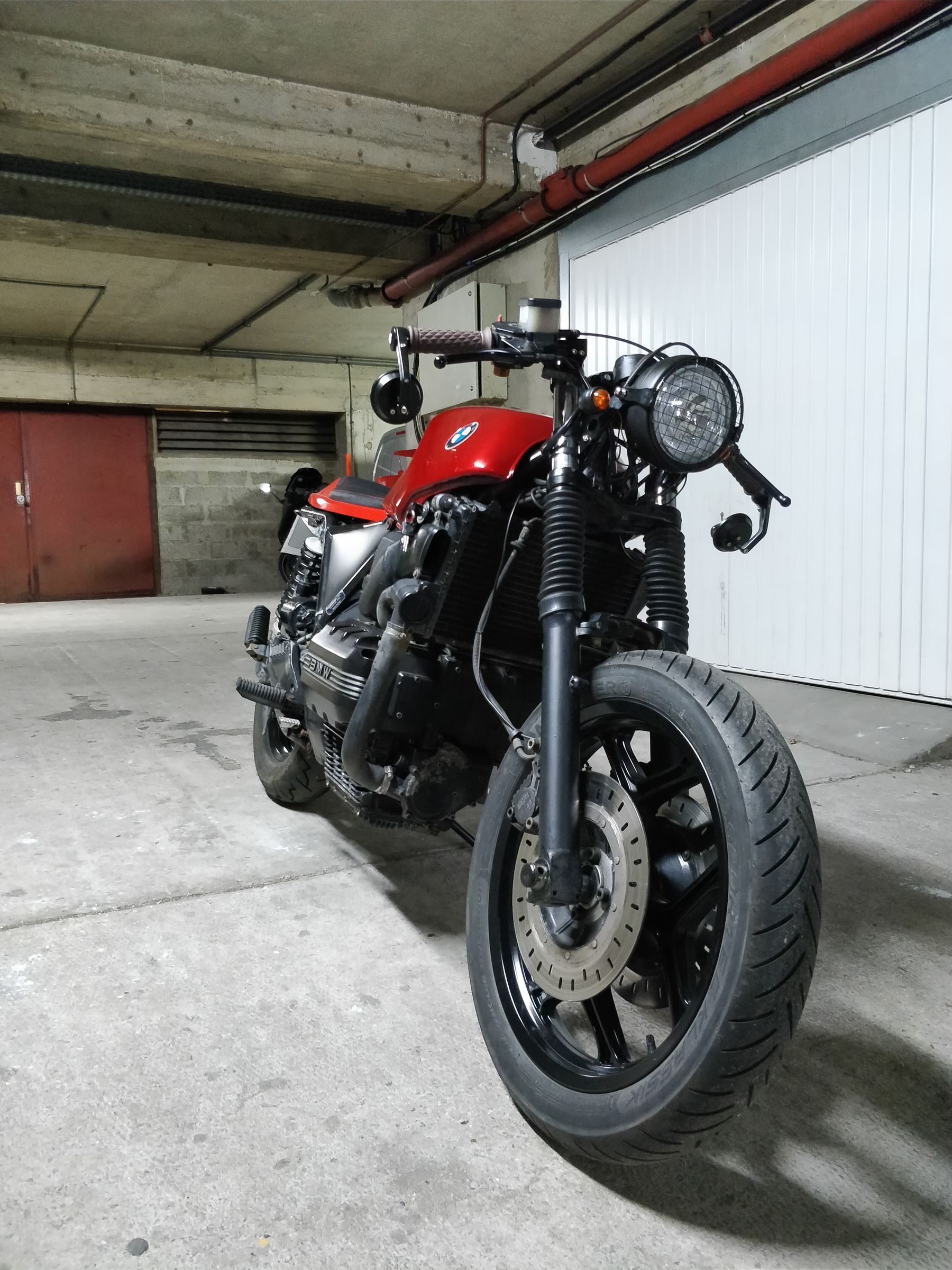 Give a New Life to an Old Motorcycle! How to Build a Cafe Racer : 8 ...