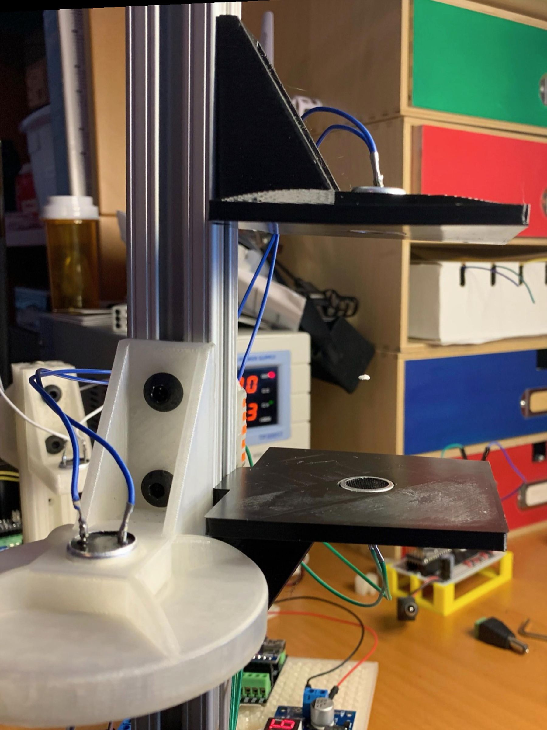 A Simple Acoustic Levitator Teaching Tool : 5 Steps (with Pictures ...