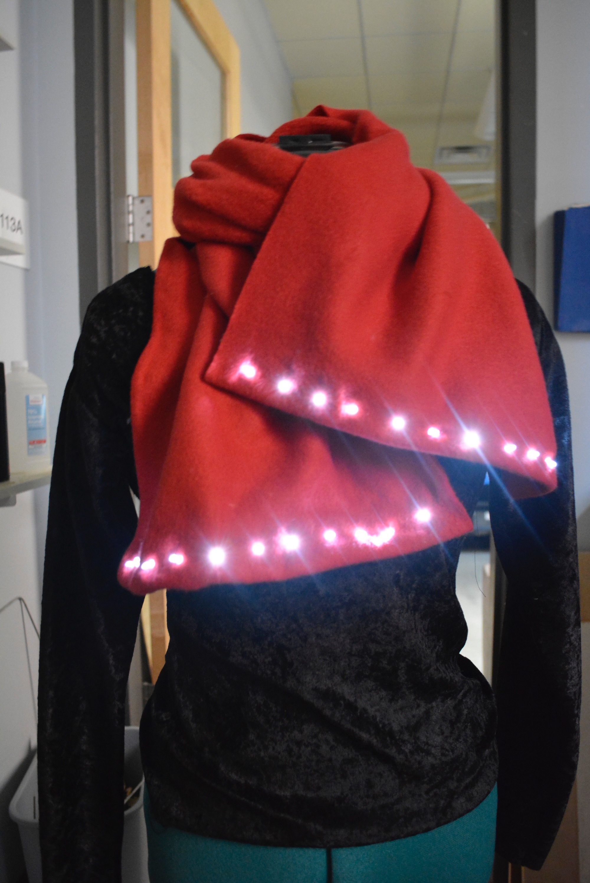 Light Up Scarf : 6 Steps (with Pictures) - Instructables