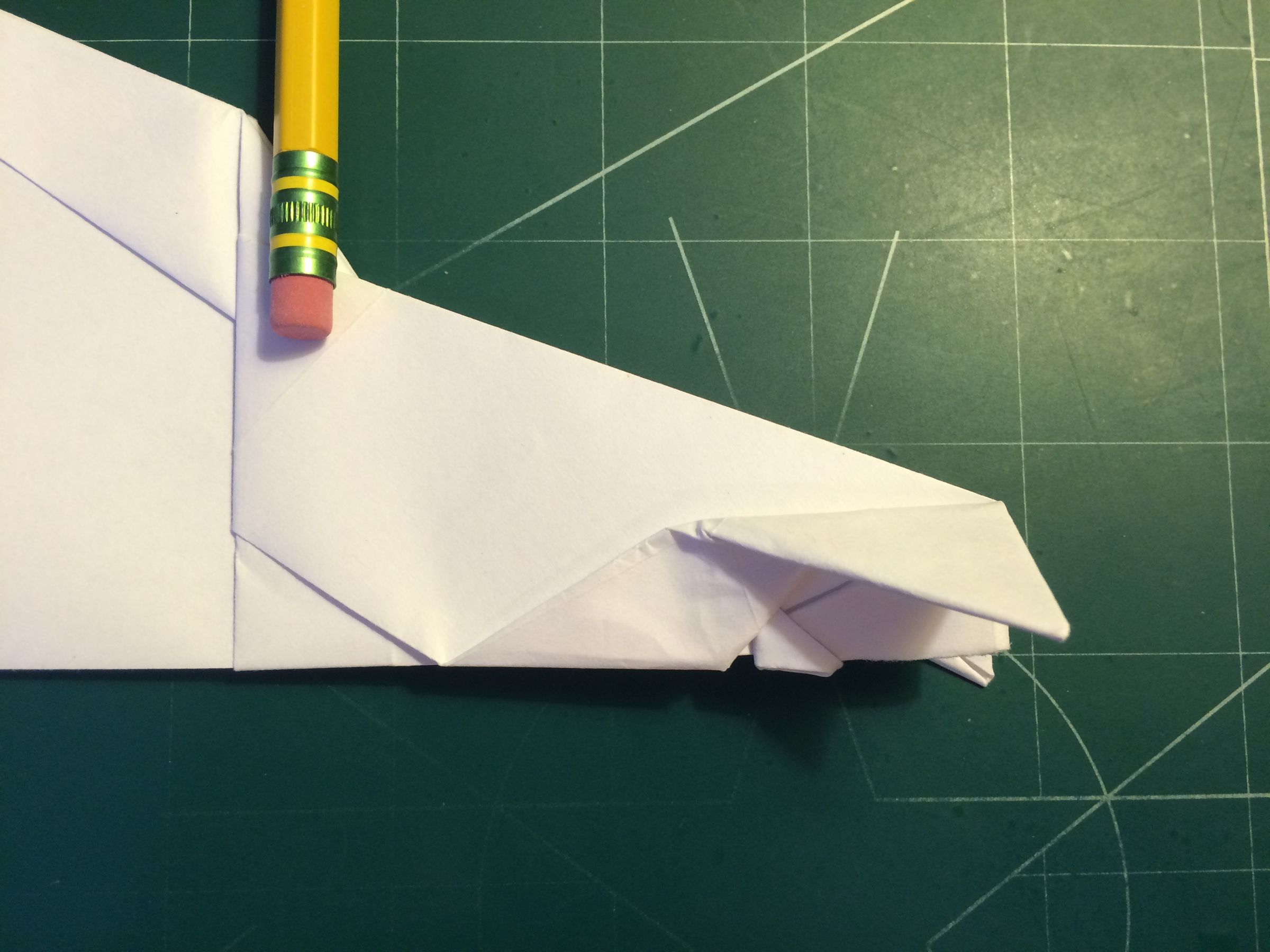 How to Make the Vulcan Predator Paper Airplane : 7 Steps - Instructables