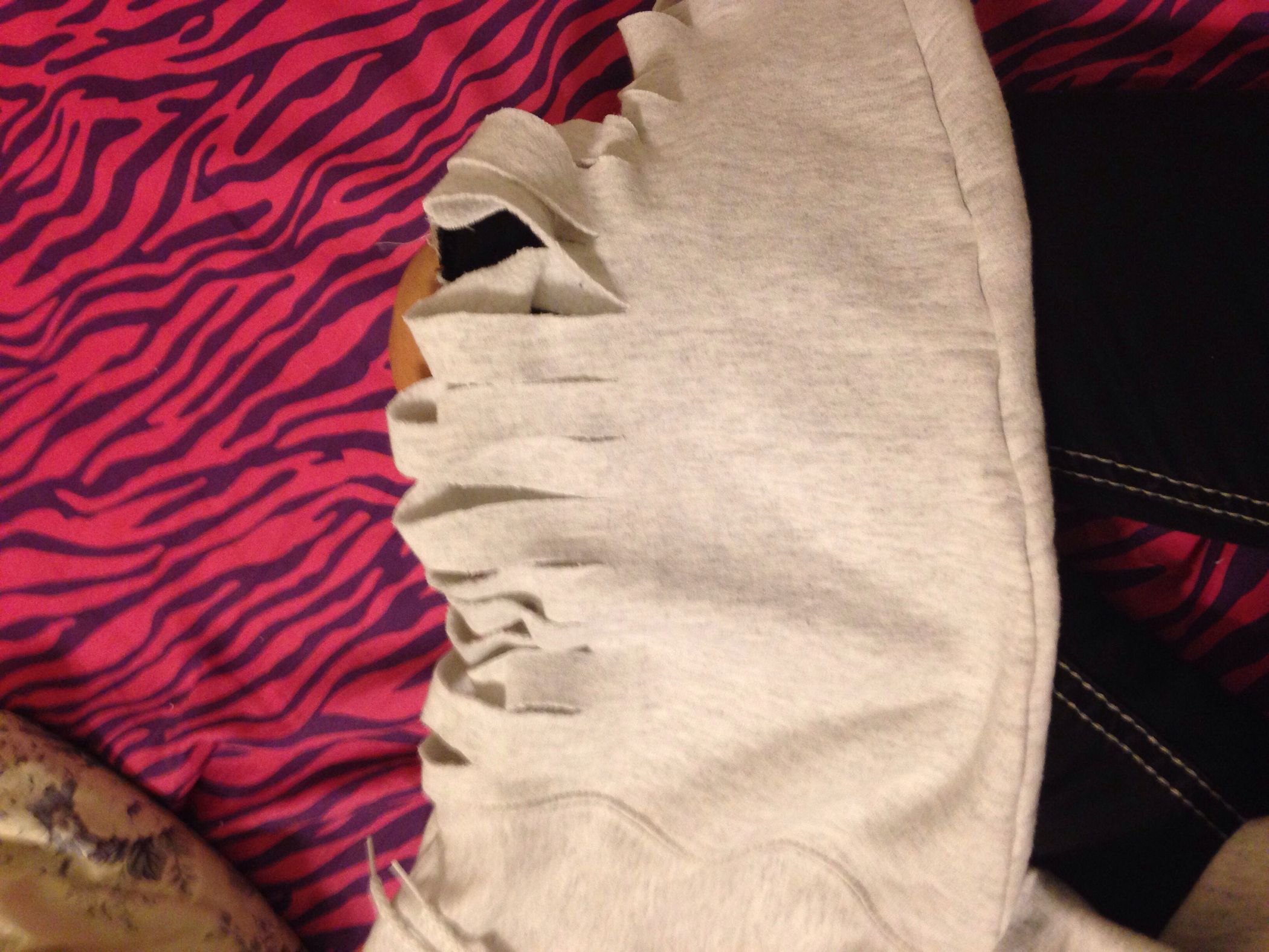 Shredded Hoodie : 5 Steps - Instructables