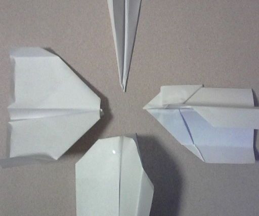 Four Paper Airplanes : 39 Steps - Instructables