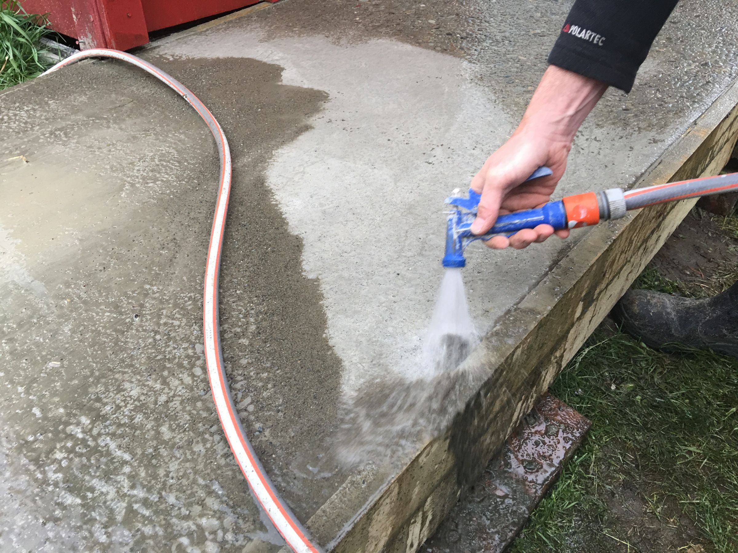 Making an Exposed Aggregate Concrete Path : 8 Steps (with Pictures ...