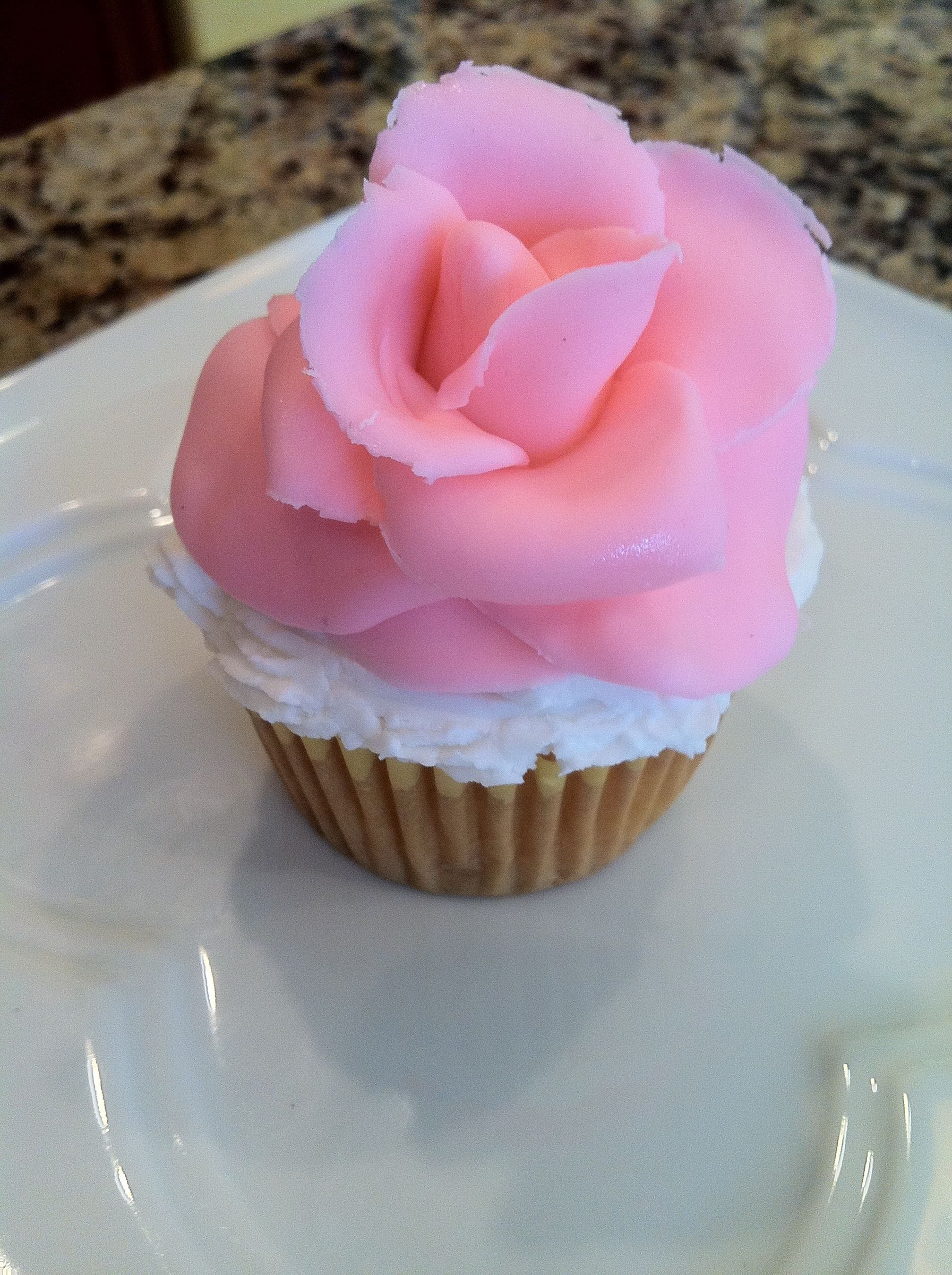 Fondant Roses : 5 Steps (with Pictures) - Instructables