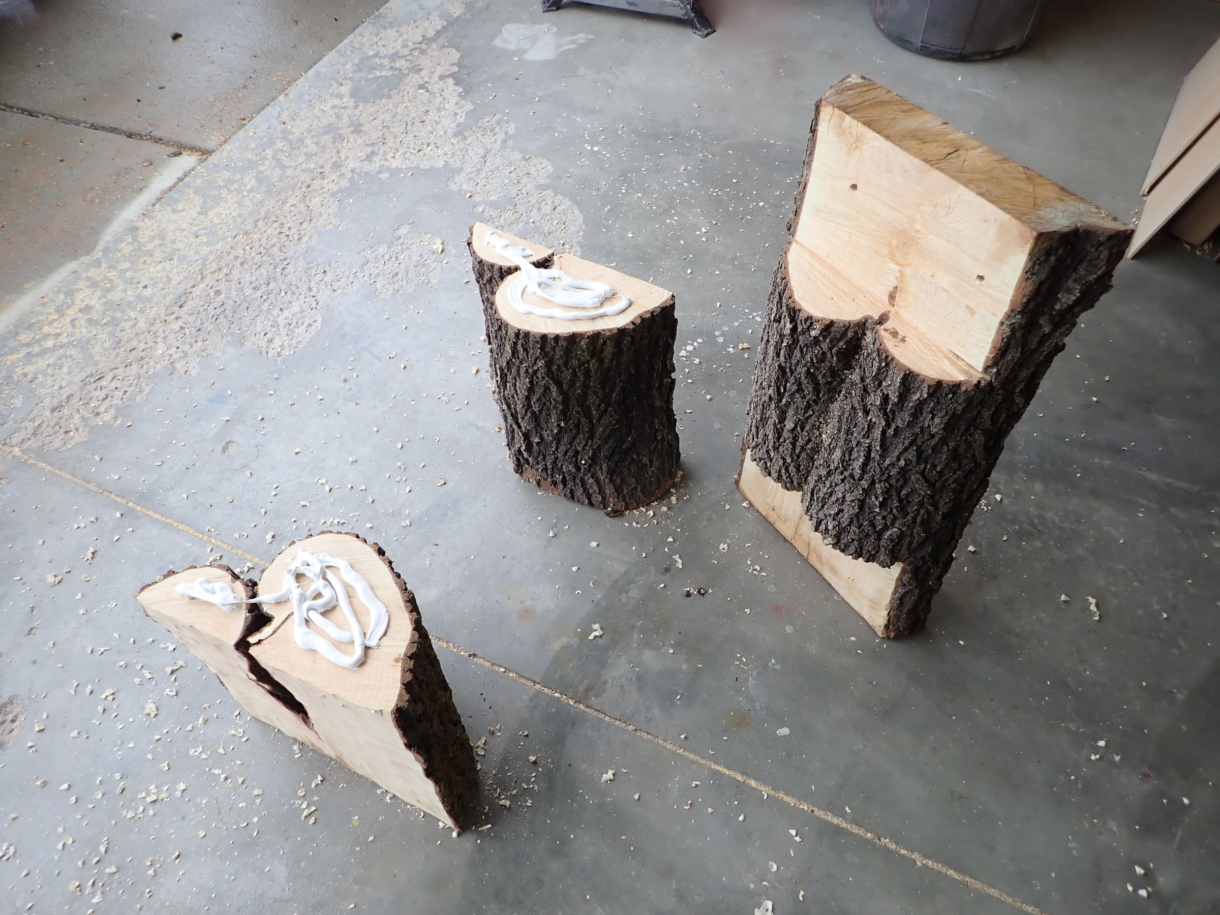 Simple Garden Bench From a Log : 11 Steps (with Pictures) - Instructables