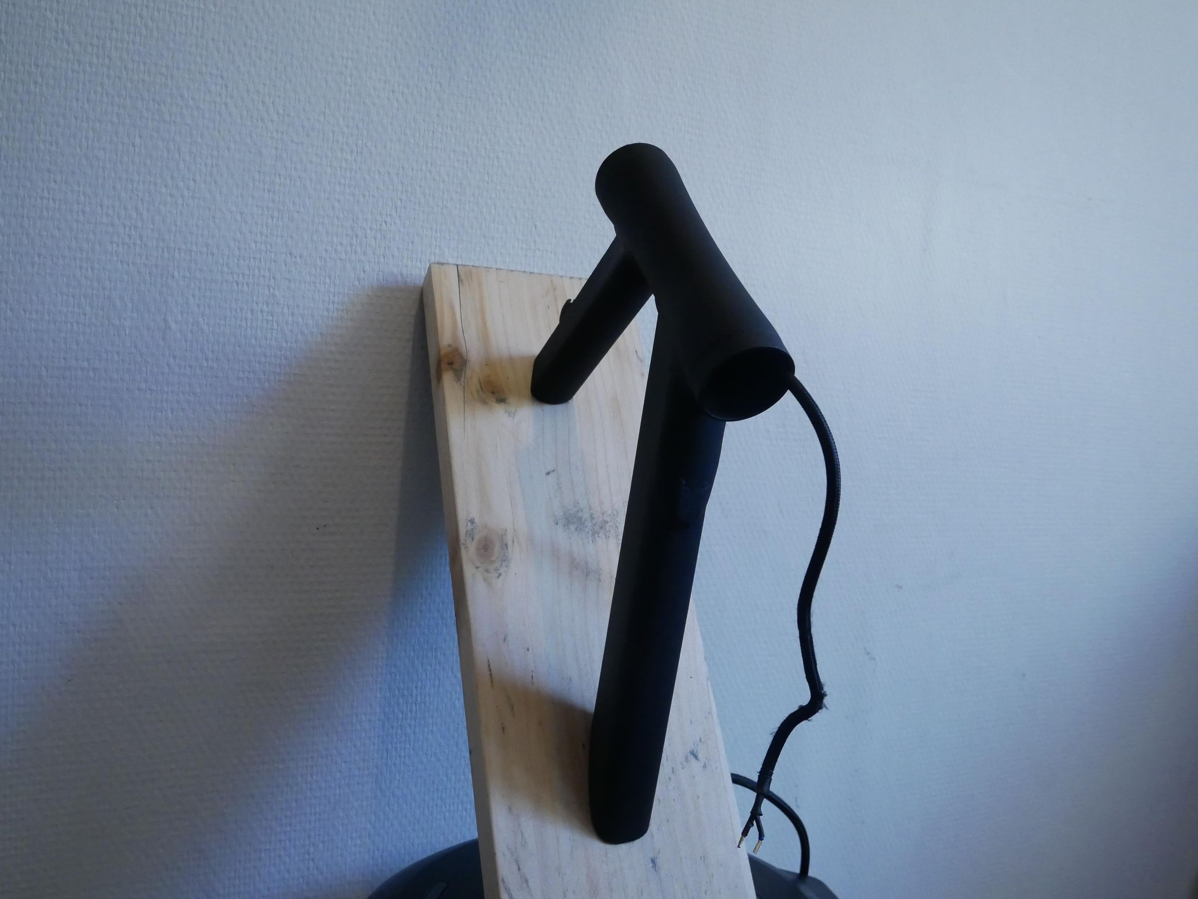Upcycled Bike Frame Wall Light : 5 Steps - Instructables