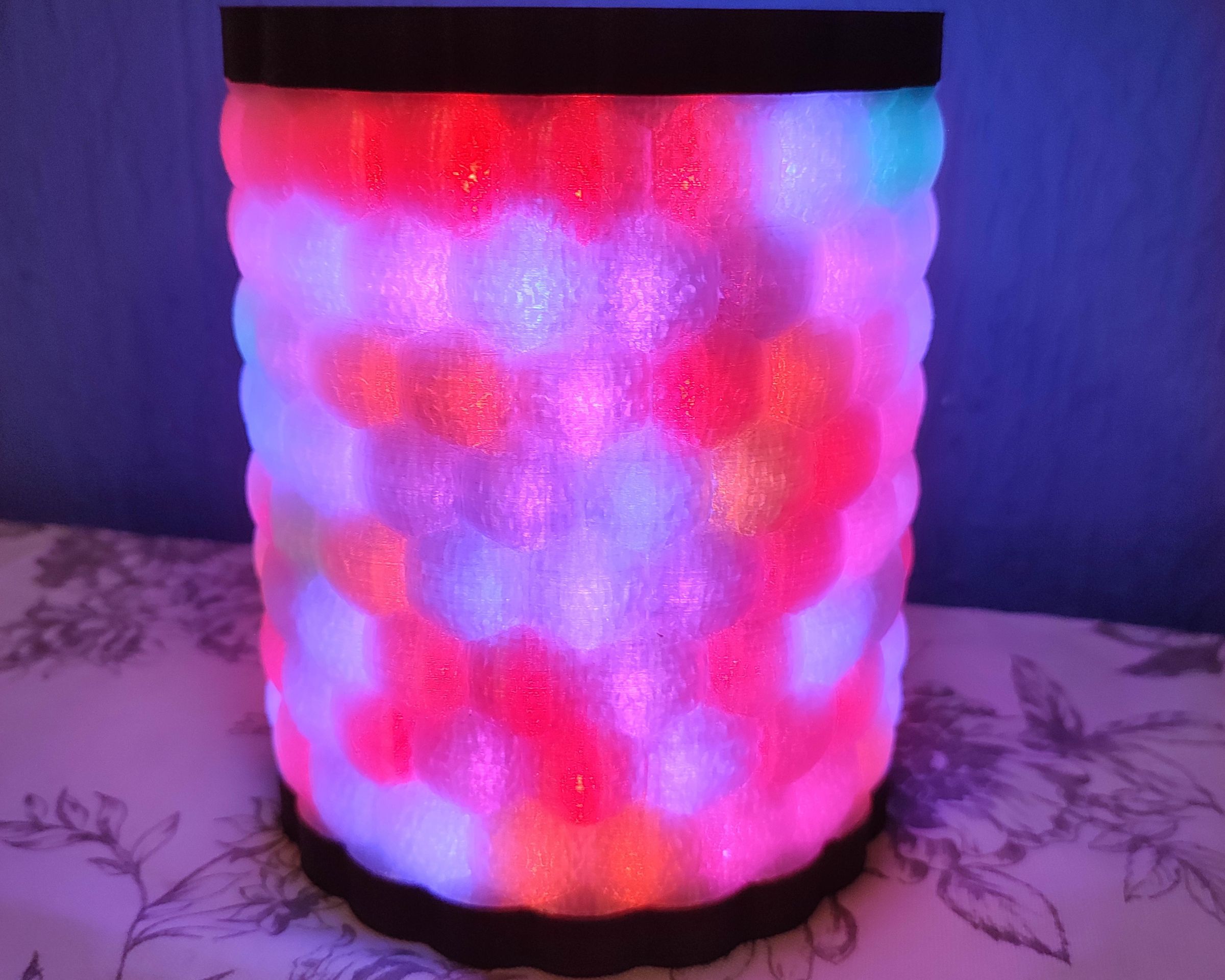 An Eye-Catching 3D Printed Hexagonal Cells LED Lamp : 4 Steps (with ...