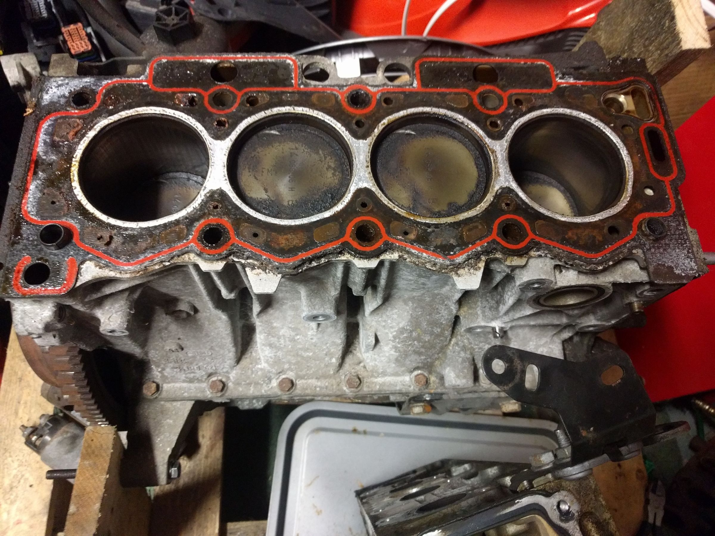Engine Block TV Stand : 6 Steps (with Pictures) - Instructables