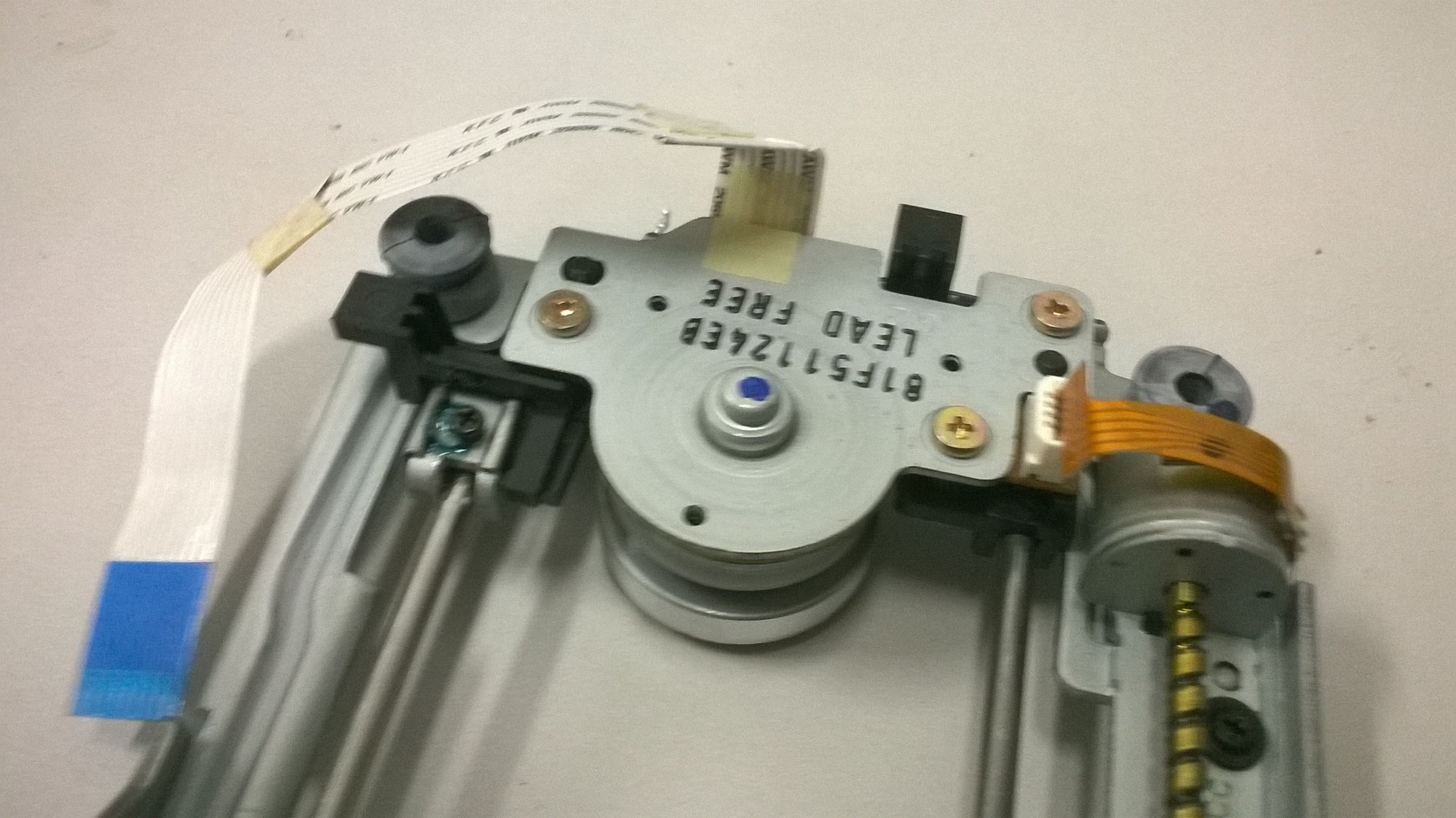 Disassembling a CD/DVD Reader and Reusing Its Parts : 12 Steps (with ...