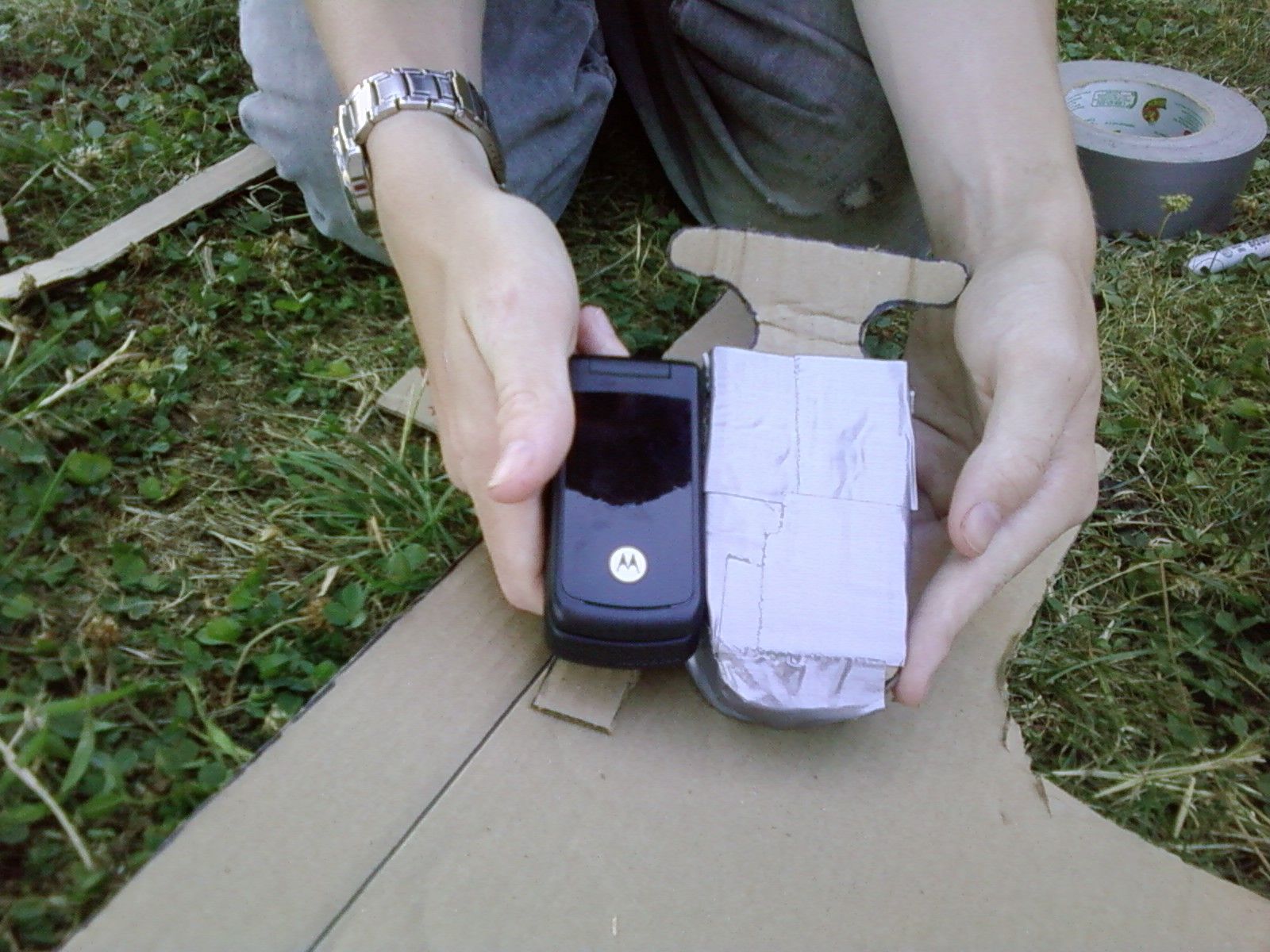 Cardboard Cell Phone Case. : 9 Steps - Instructables