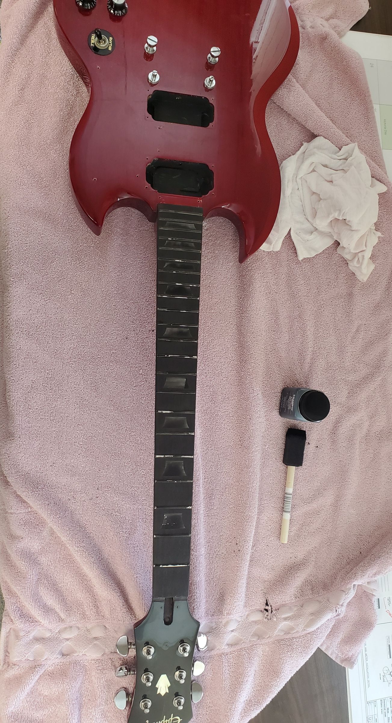 Ebonizing a Rosewood Guitar Fretboard : 4 Steps - Instructables