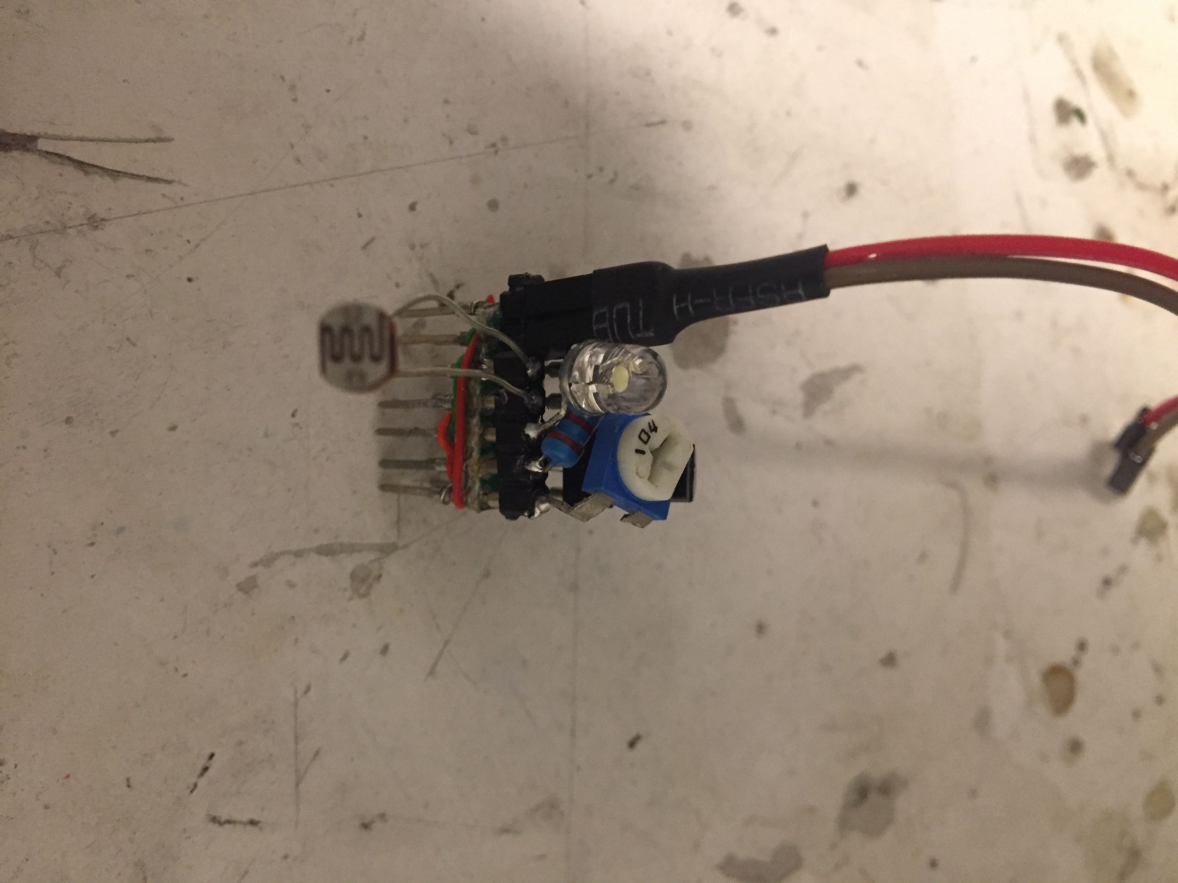 Dark Activated Circuit : 4 Steps - Instructables