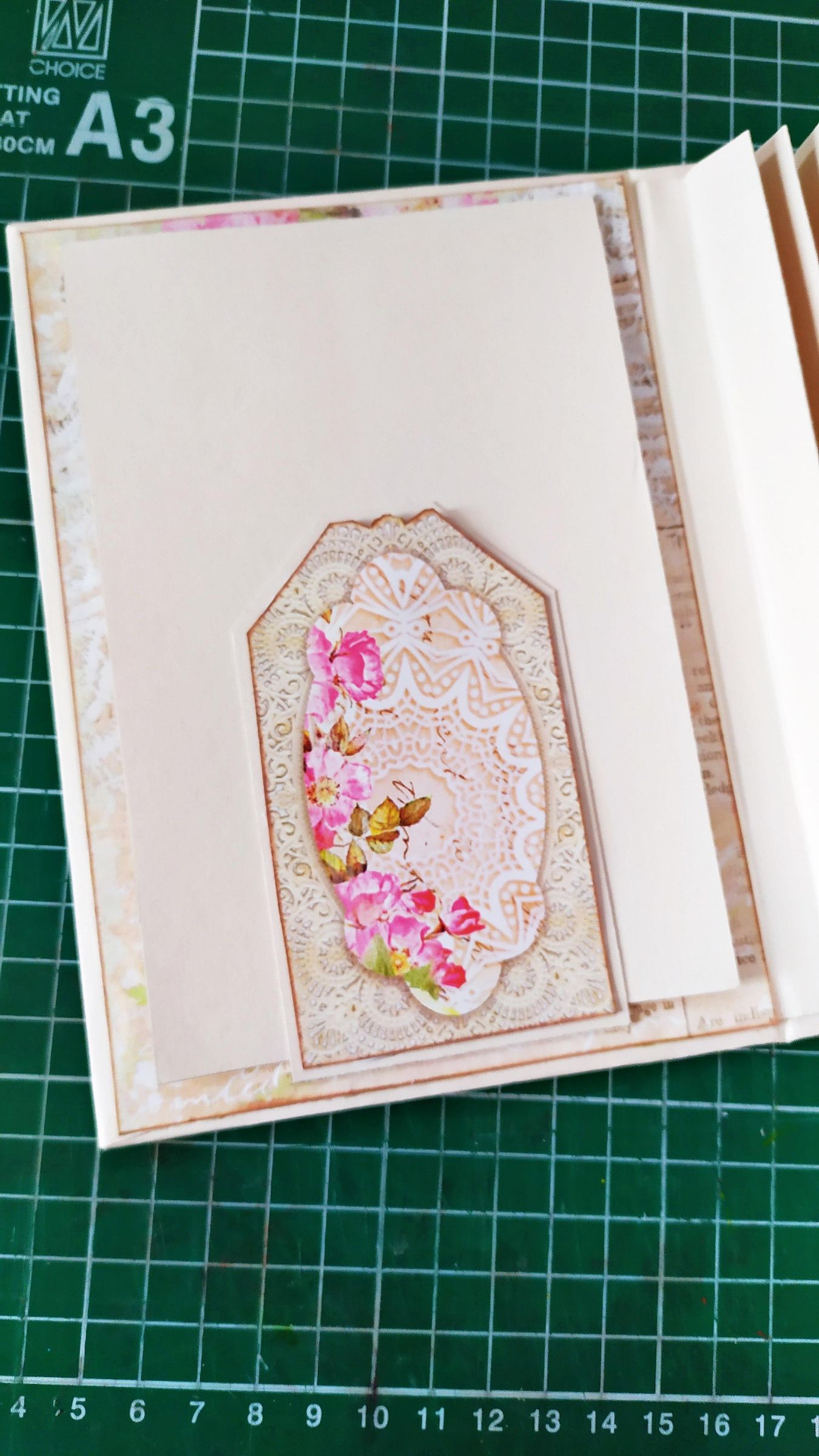 Romantic Scrapbook Photo Album With a Piano Box : 23 Steps (with ...