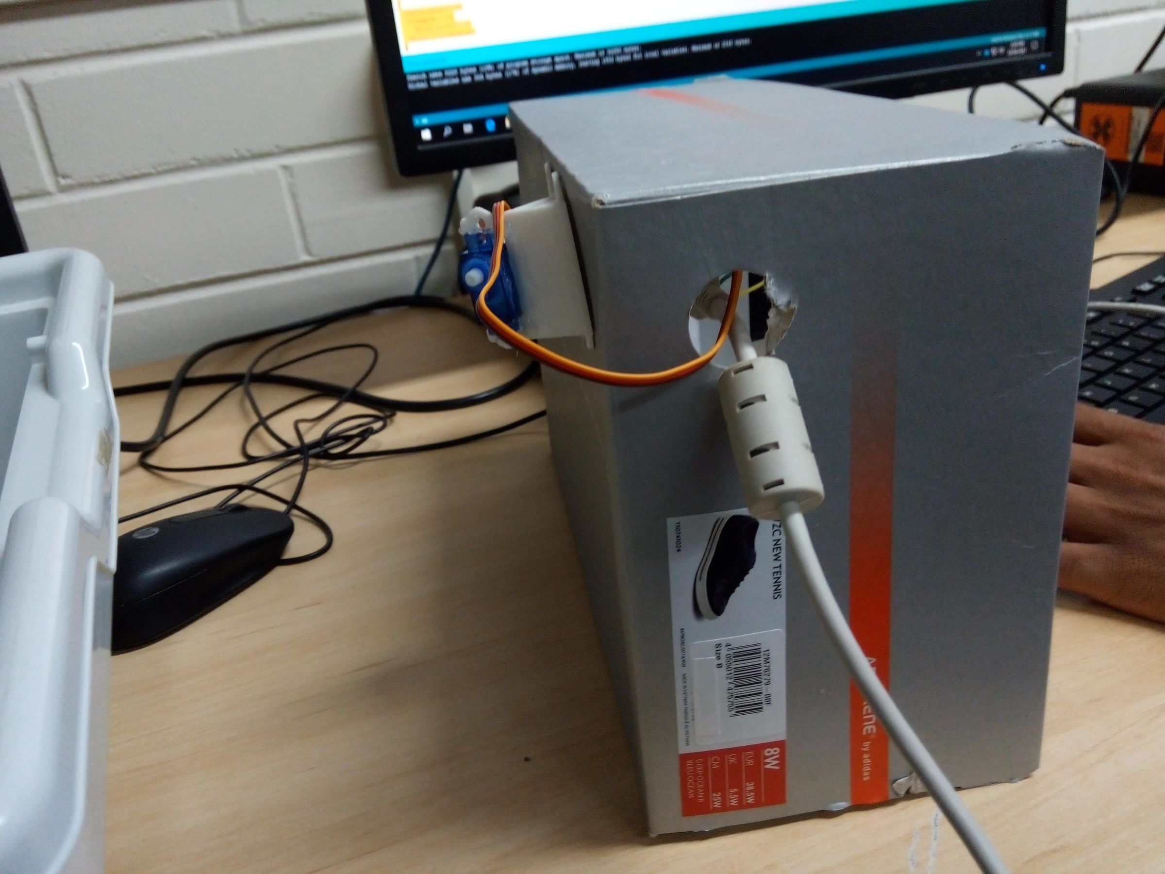 Arduino Pet Feeder : 6 Steps - Instructables
