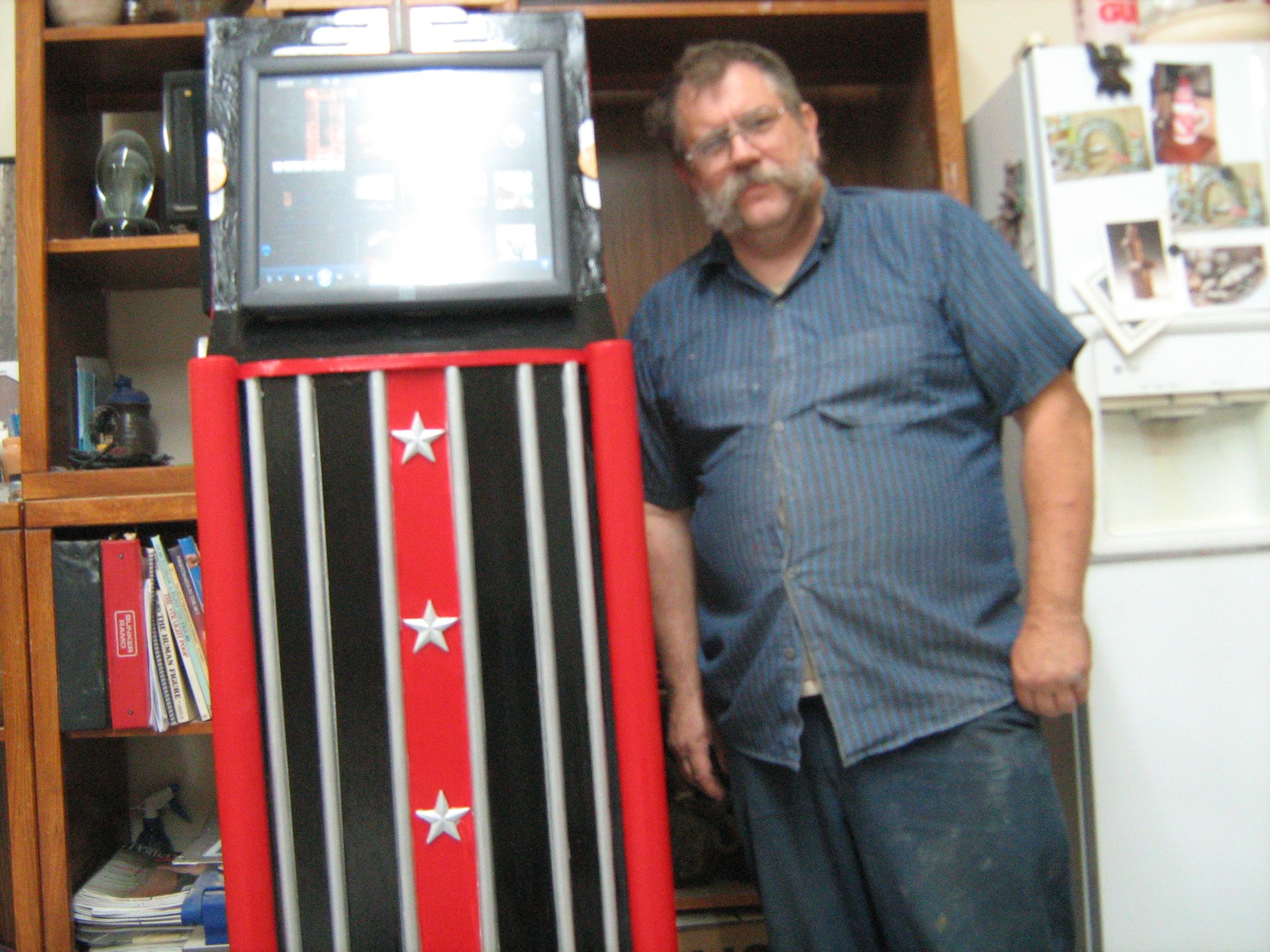 Country Potter Rocks Out DIY Juke Box (and Possible Future Instructable ...