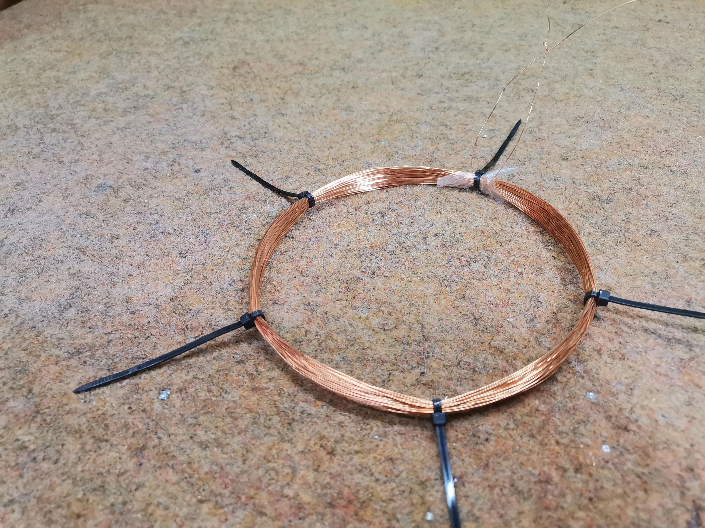 DIY Super Simple Sensitive Metal Detector : 3 Steps (with Pictures ...