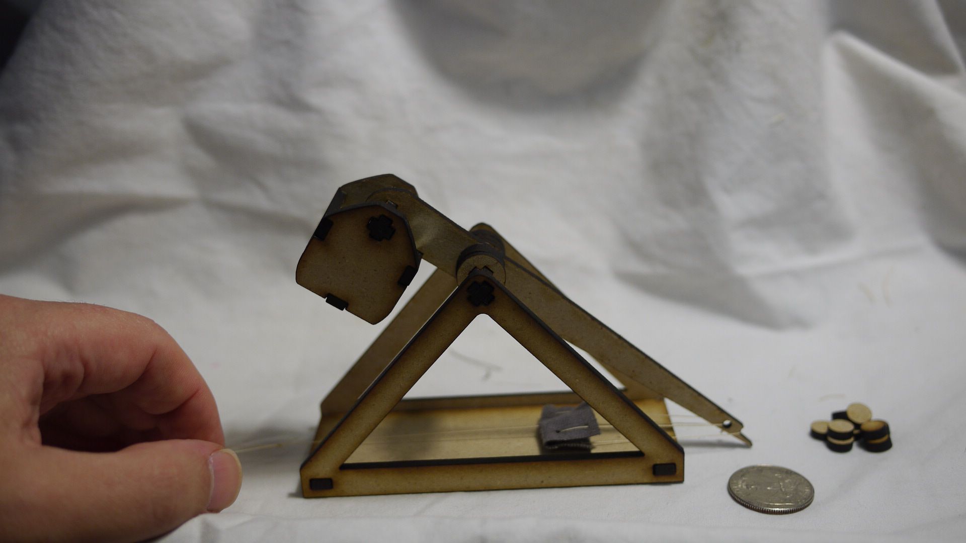 Make a Desktop Trebuchet : 19 Steps (with Pictures) - Instructables