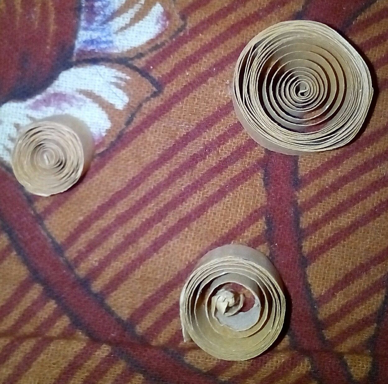 Quilling Food Table : 5 Steps - Instructables