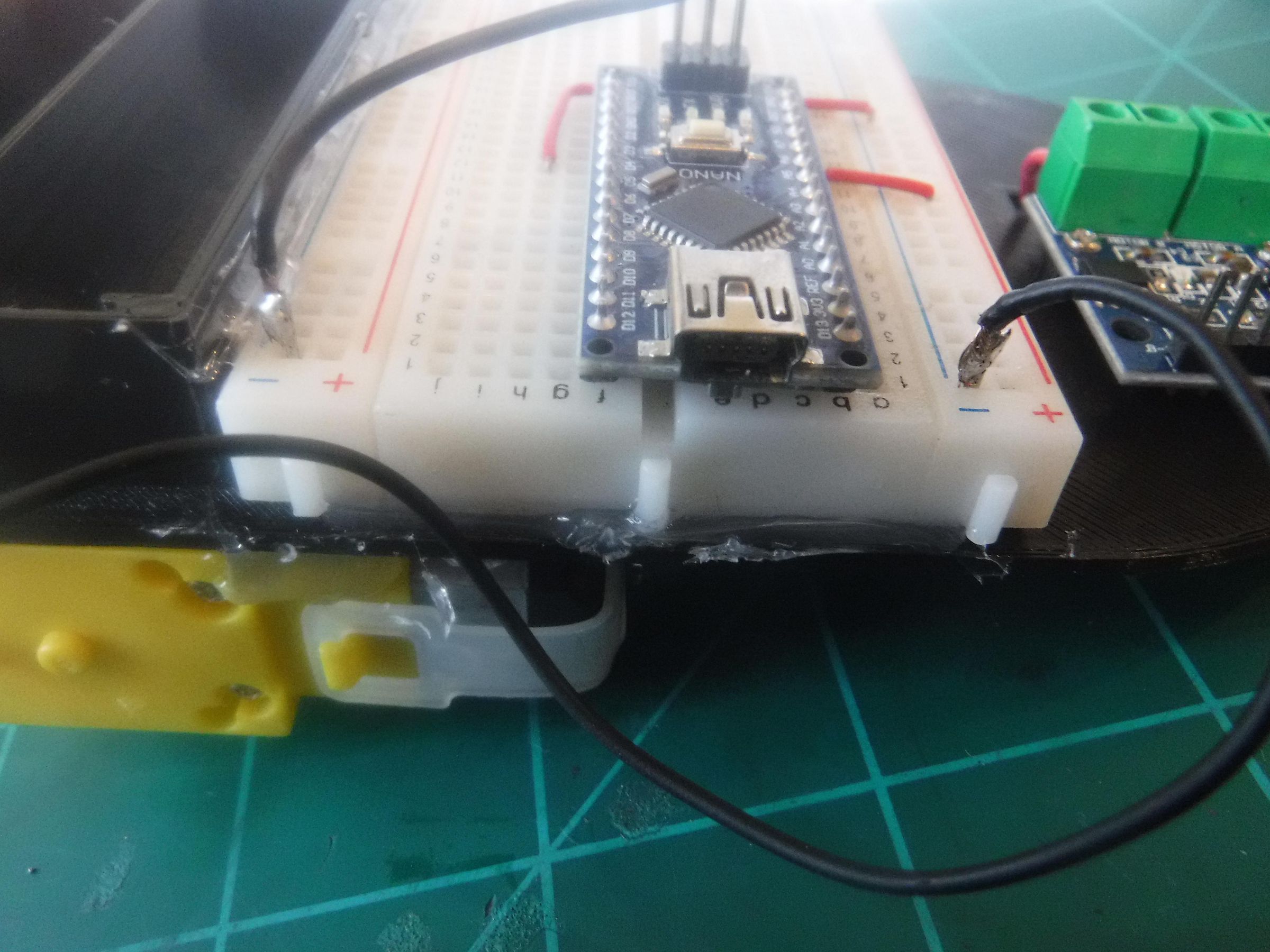 IR Controlled Car : 10 Steps (with Pictures) - Instructables