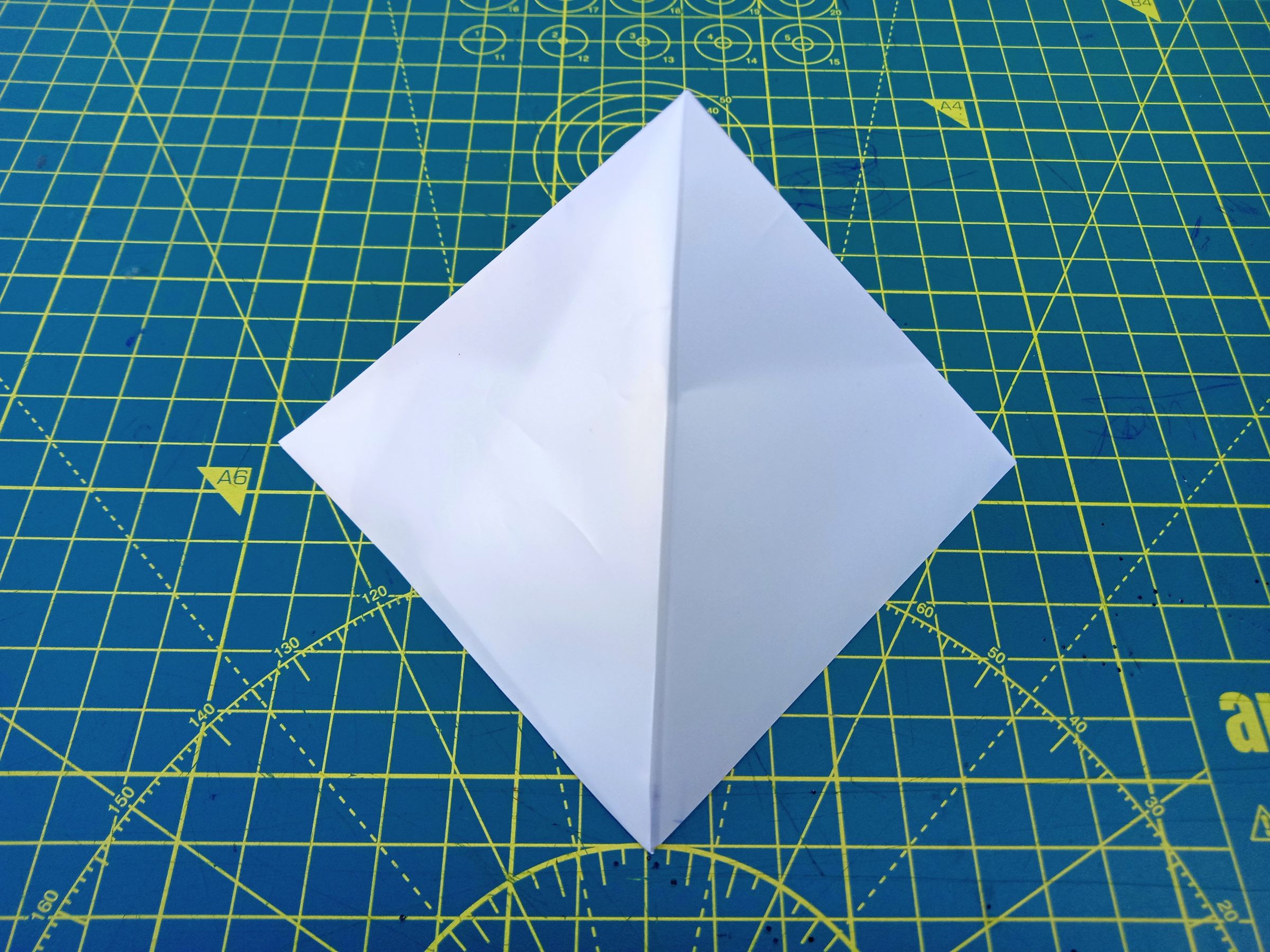 Origami Night Lamp : 4 Steps - Instructables