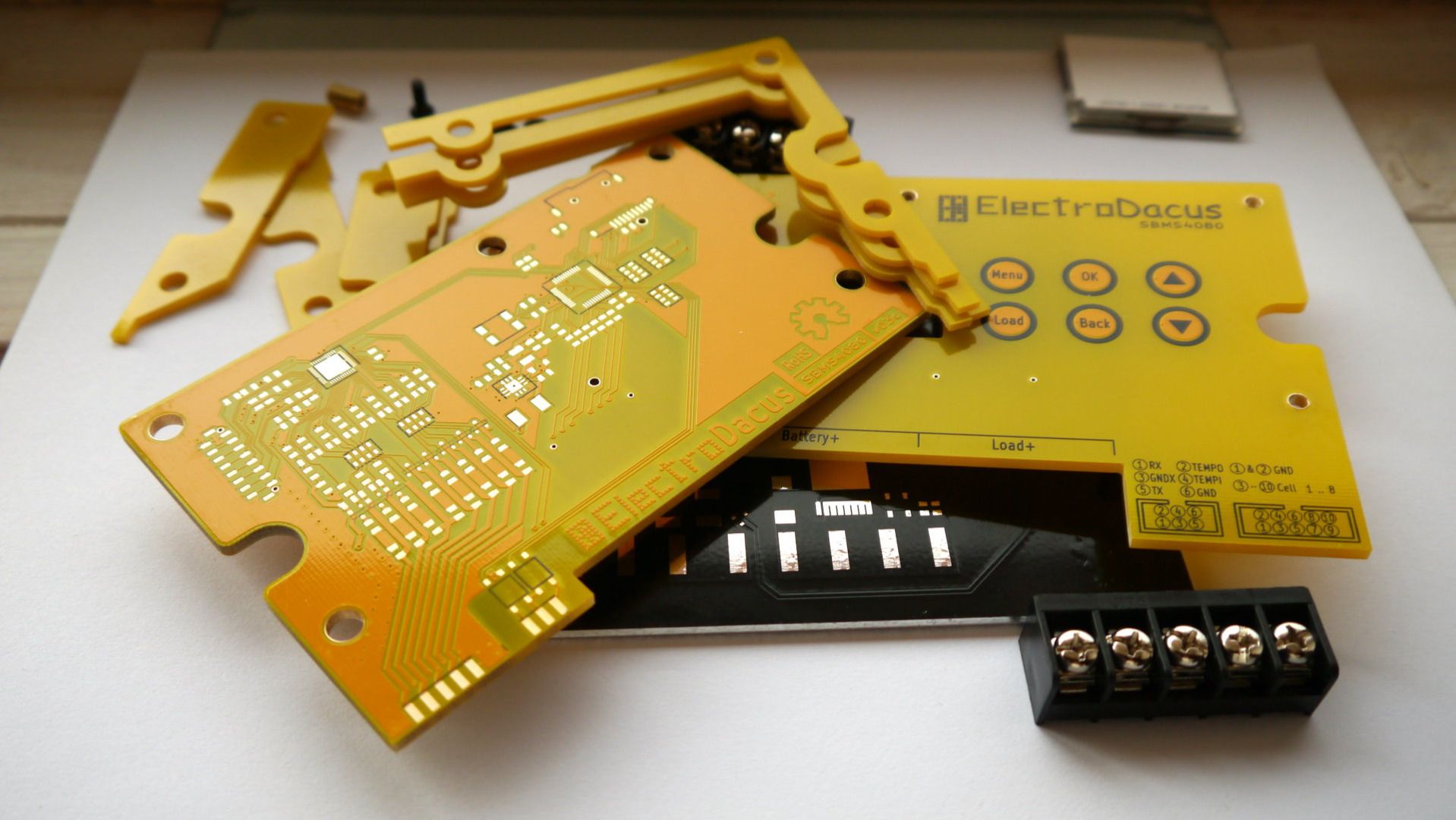 Cool PCB Case for Your Project : 3 Steps - Instructables