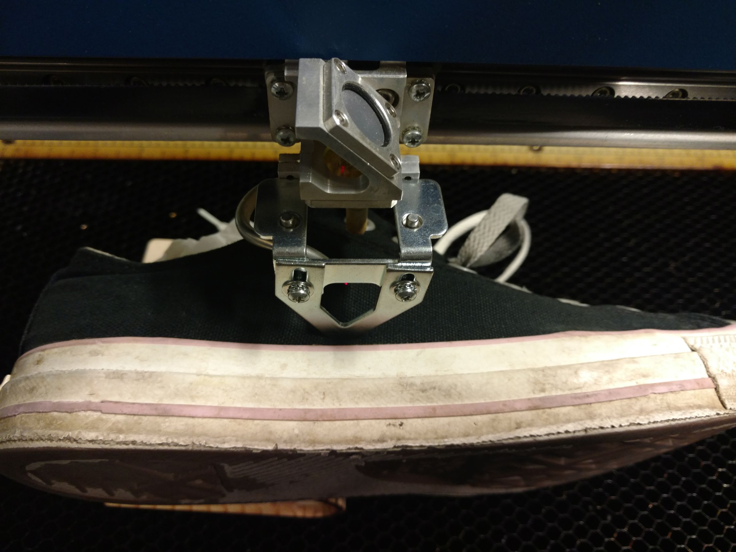 Laser Engraved Converse Shoes : 4 Steps - Instructables