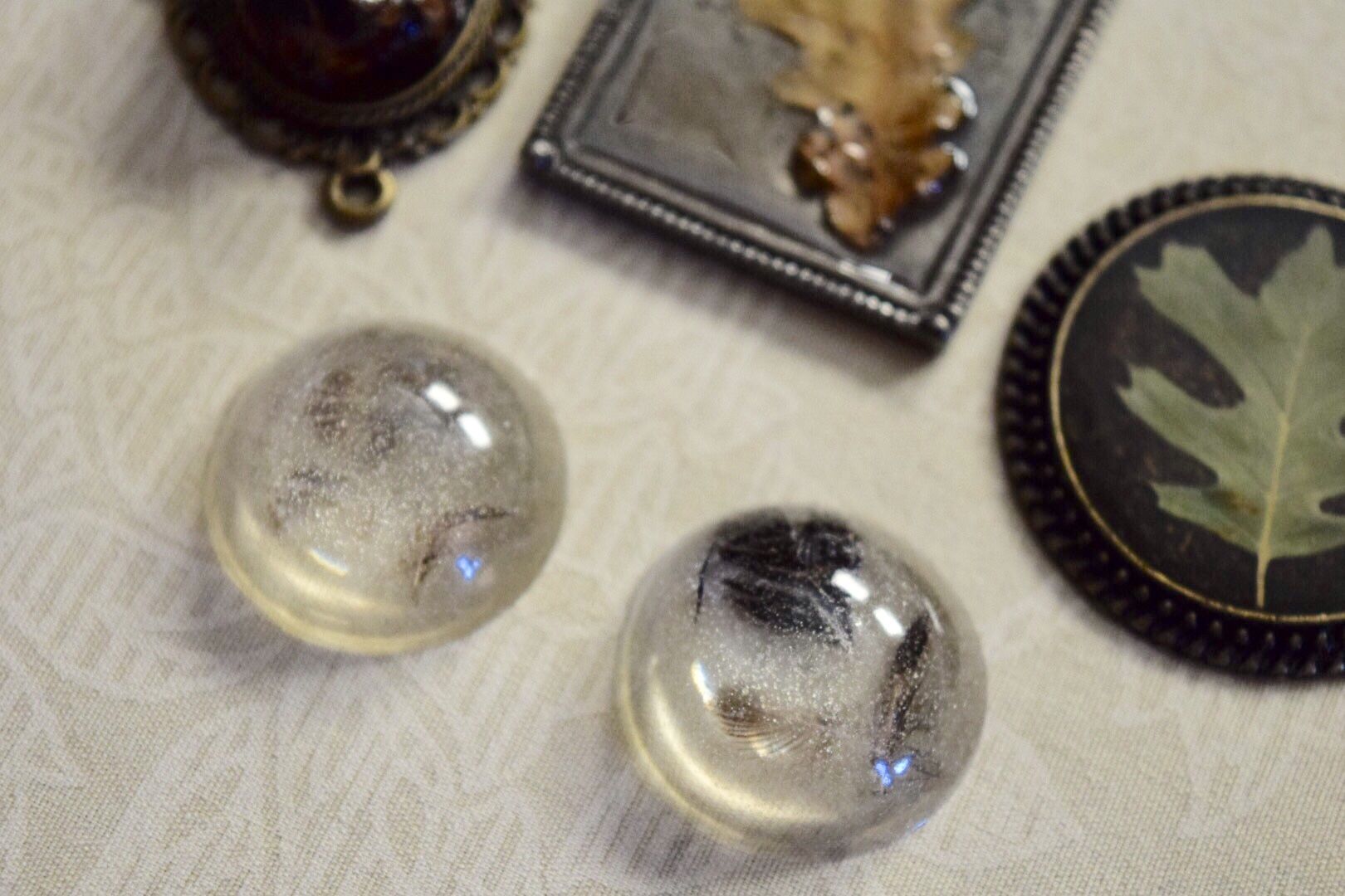 Casting Resin Cabochons, Keepsakes and Cremation Jewelry : 5 Steps ...