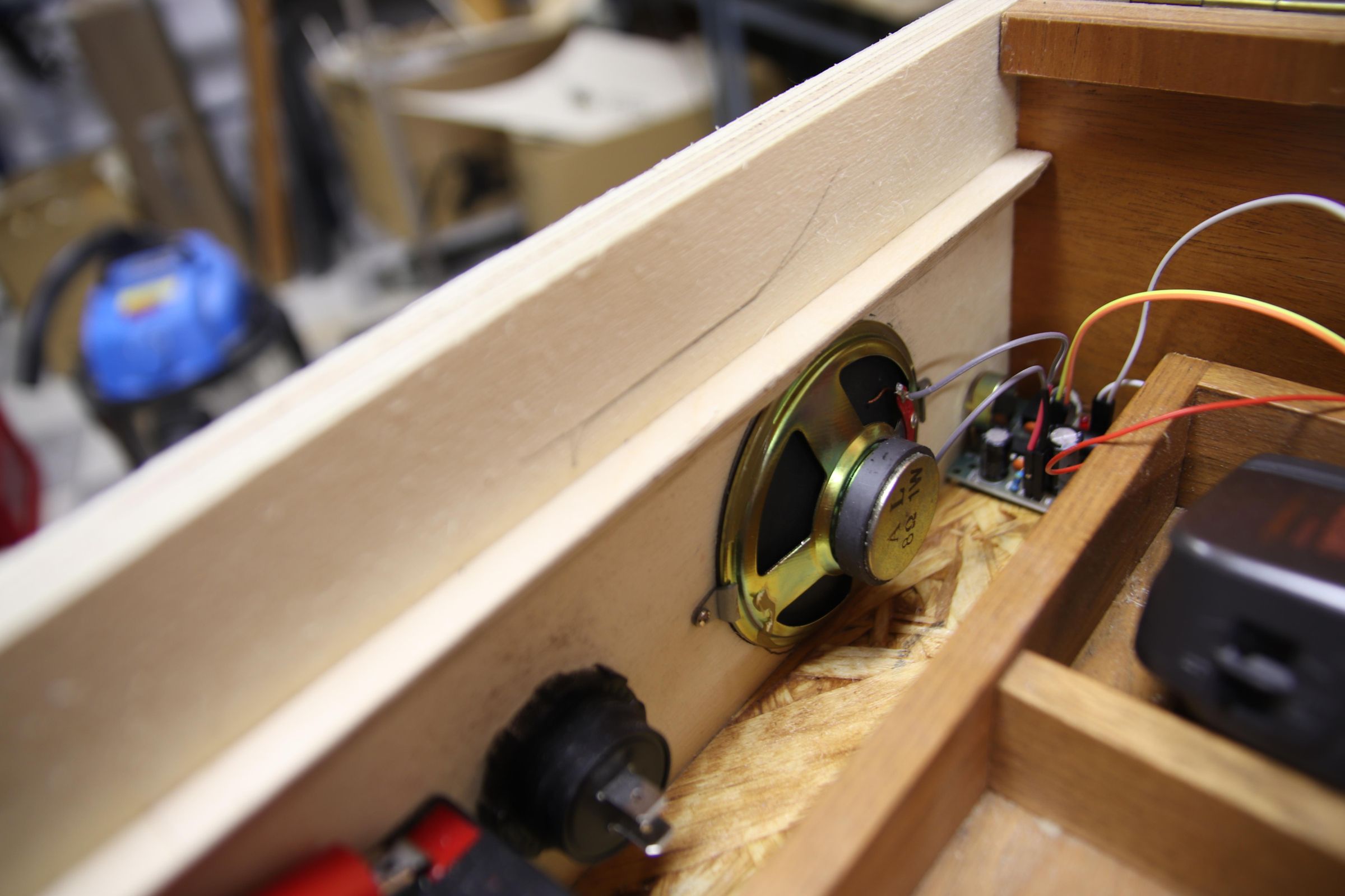 A Maker's Lunch Box : 12 Steps (with Pictures) - Instructables