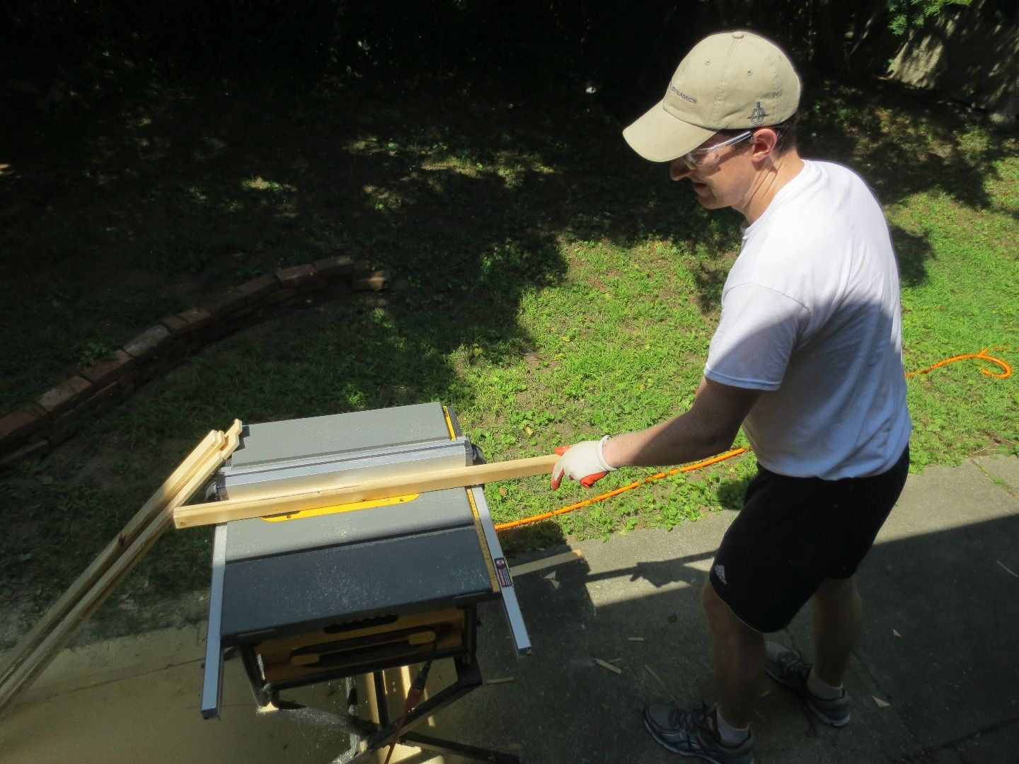 How to Make an $11 Crate With a $3 2x4 : 12 Steps (with Pictures ...