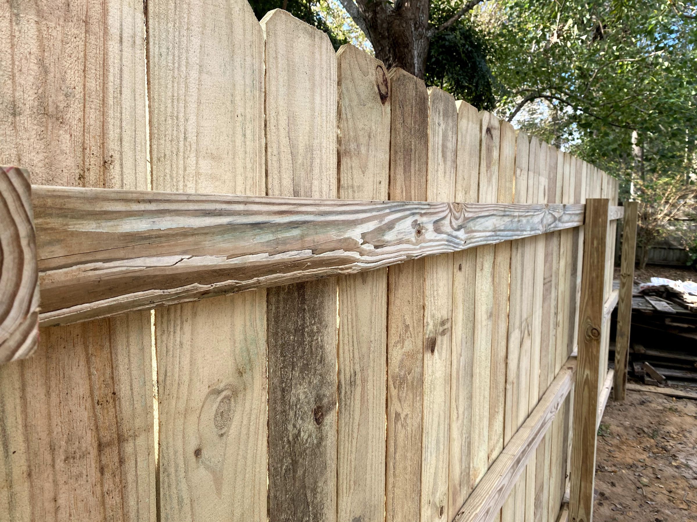 Build a Dog-Ear Fence From Scratch : 5 Steps (with Pictures ...