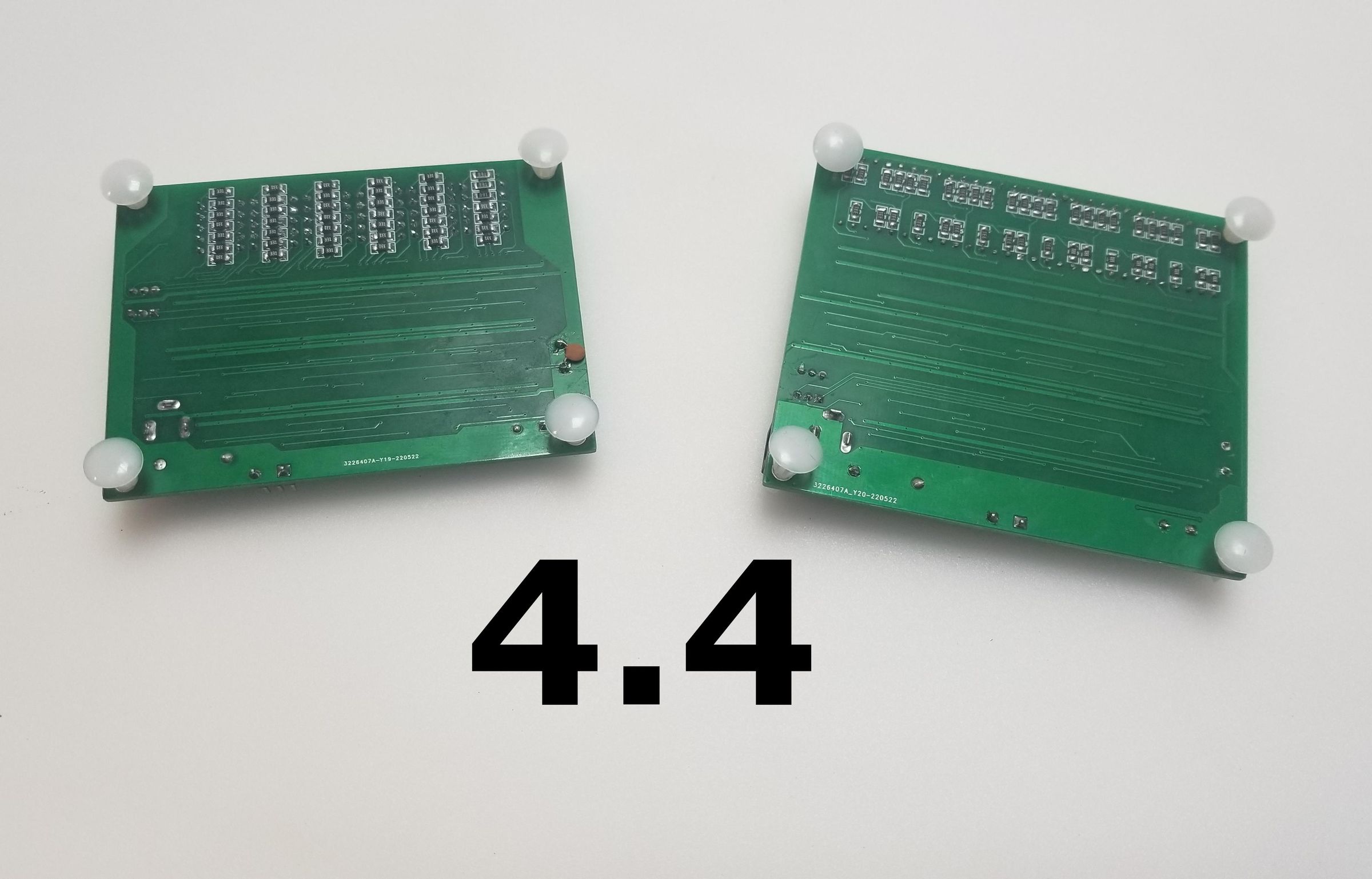 Frequency Meter With HCMOS SMD Components : 5 Steps - Instructables
