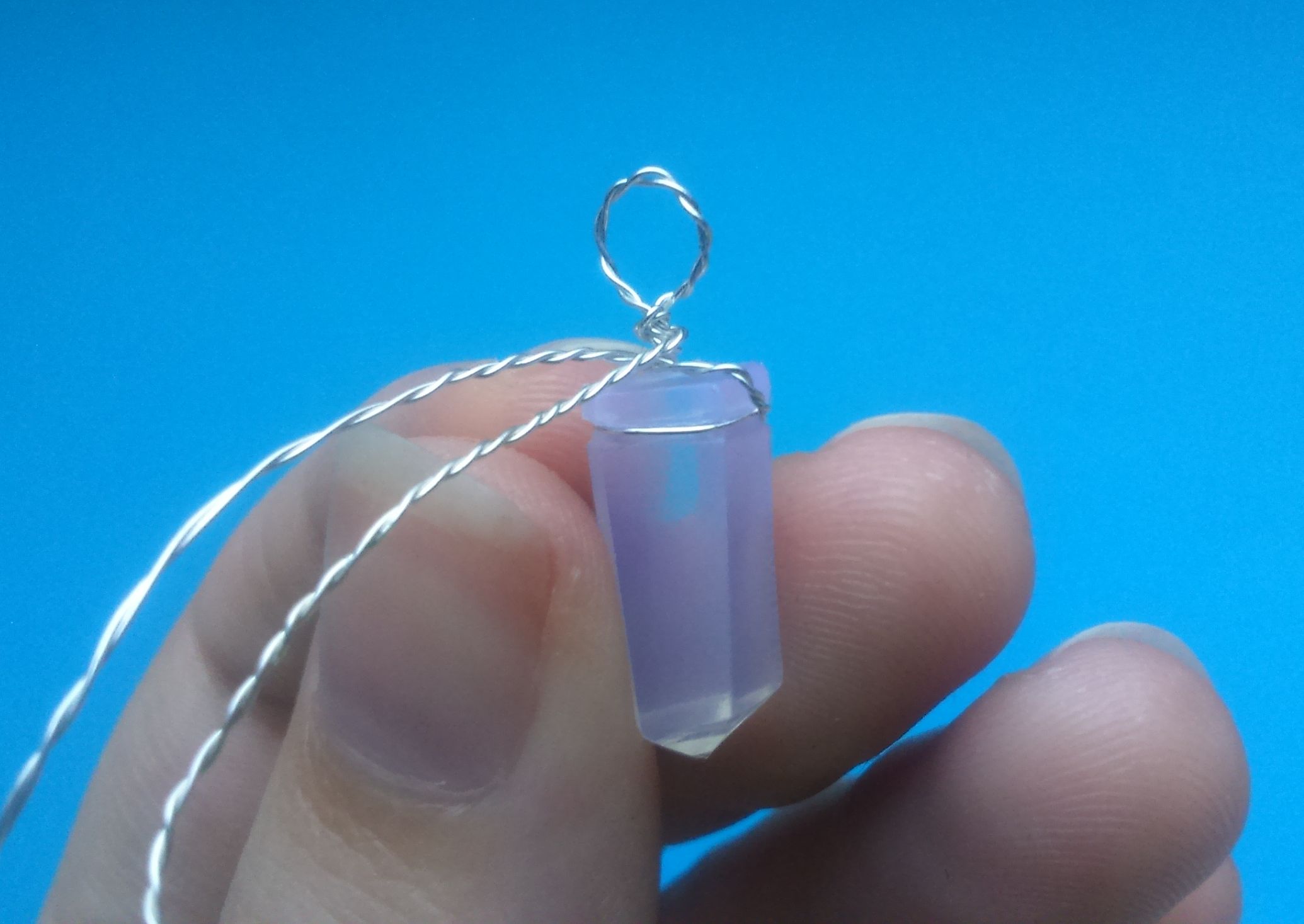 Hot Glue Stick Crystals! : 4 Steps (with Pictures) - Instructables